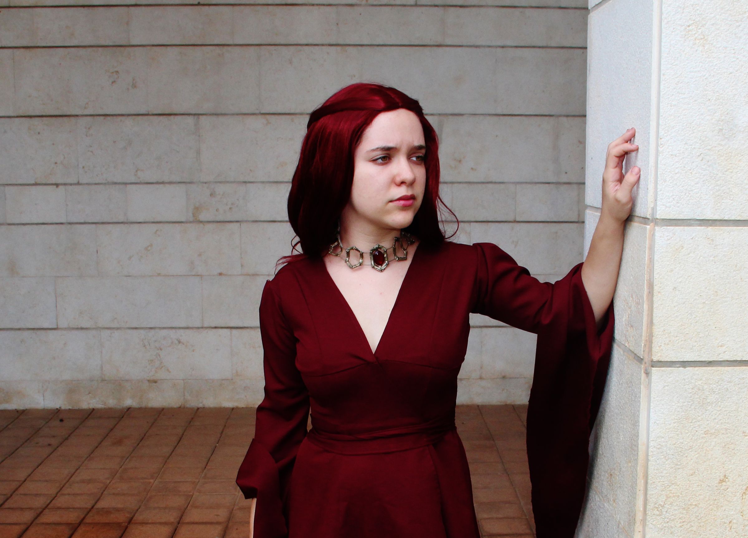 Melisandre Cosplay : 10 Steps - Instructables