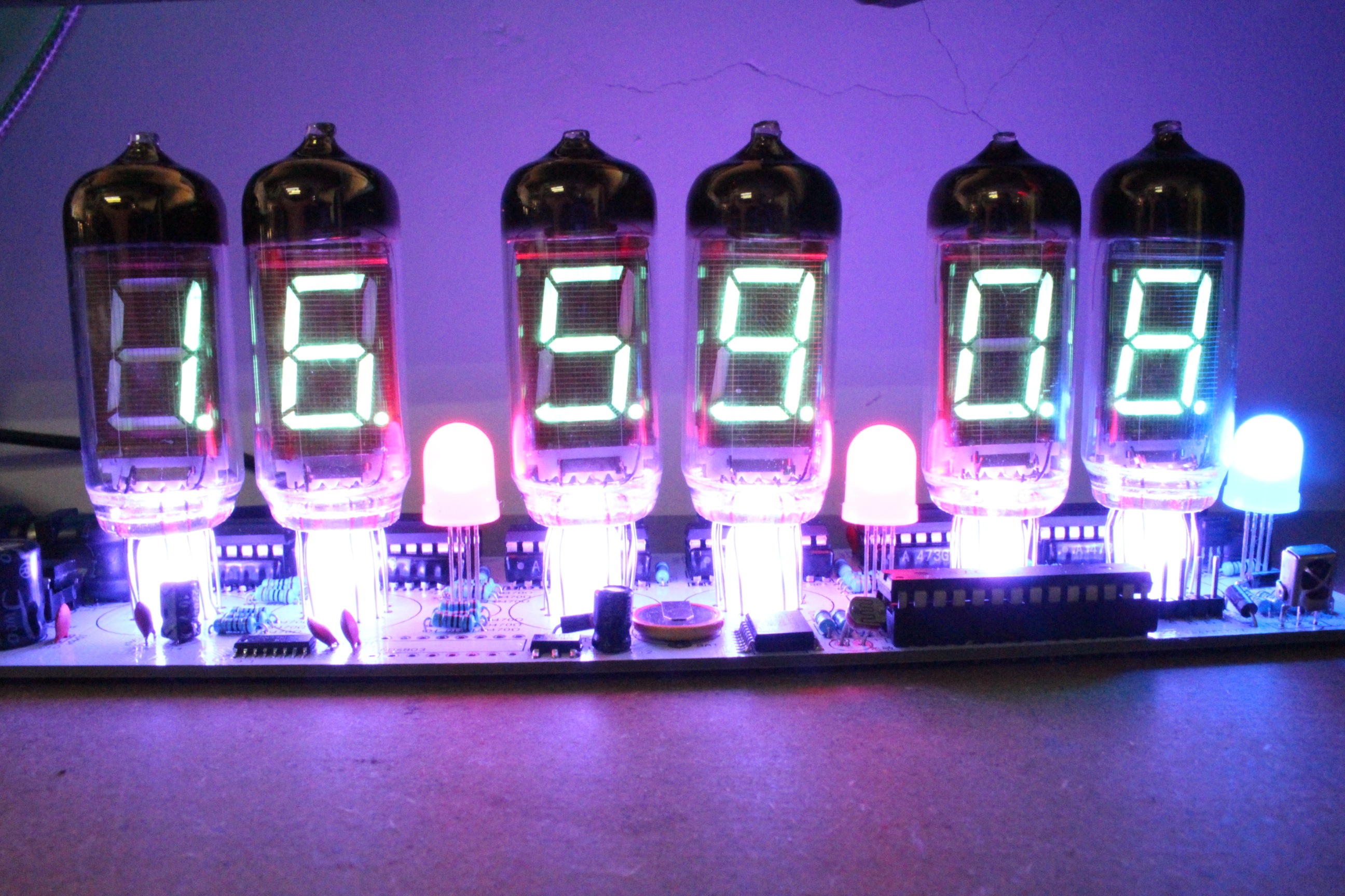 IV-11 VFD Tube Clock Assembly Guide : 6 Steps - Instructables