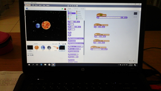 Sun, Earth and Moon: a Journey in the Solar System With Makey Makey : 8 ...