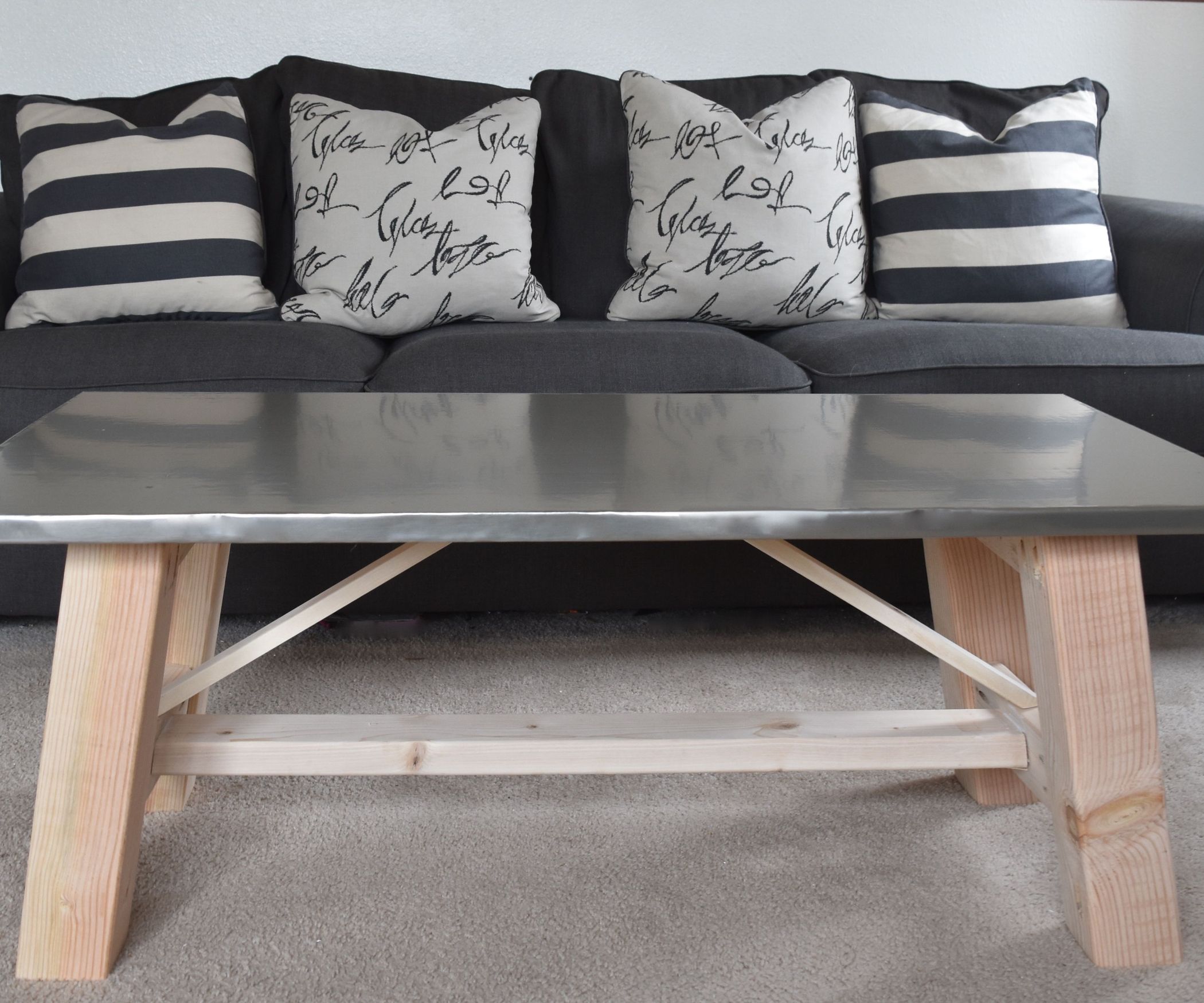 Faux Metal Coffee Table : 5 Steps (with Pictures) - Instructables
