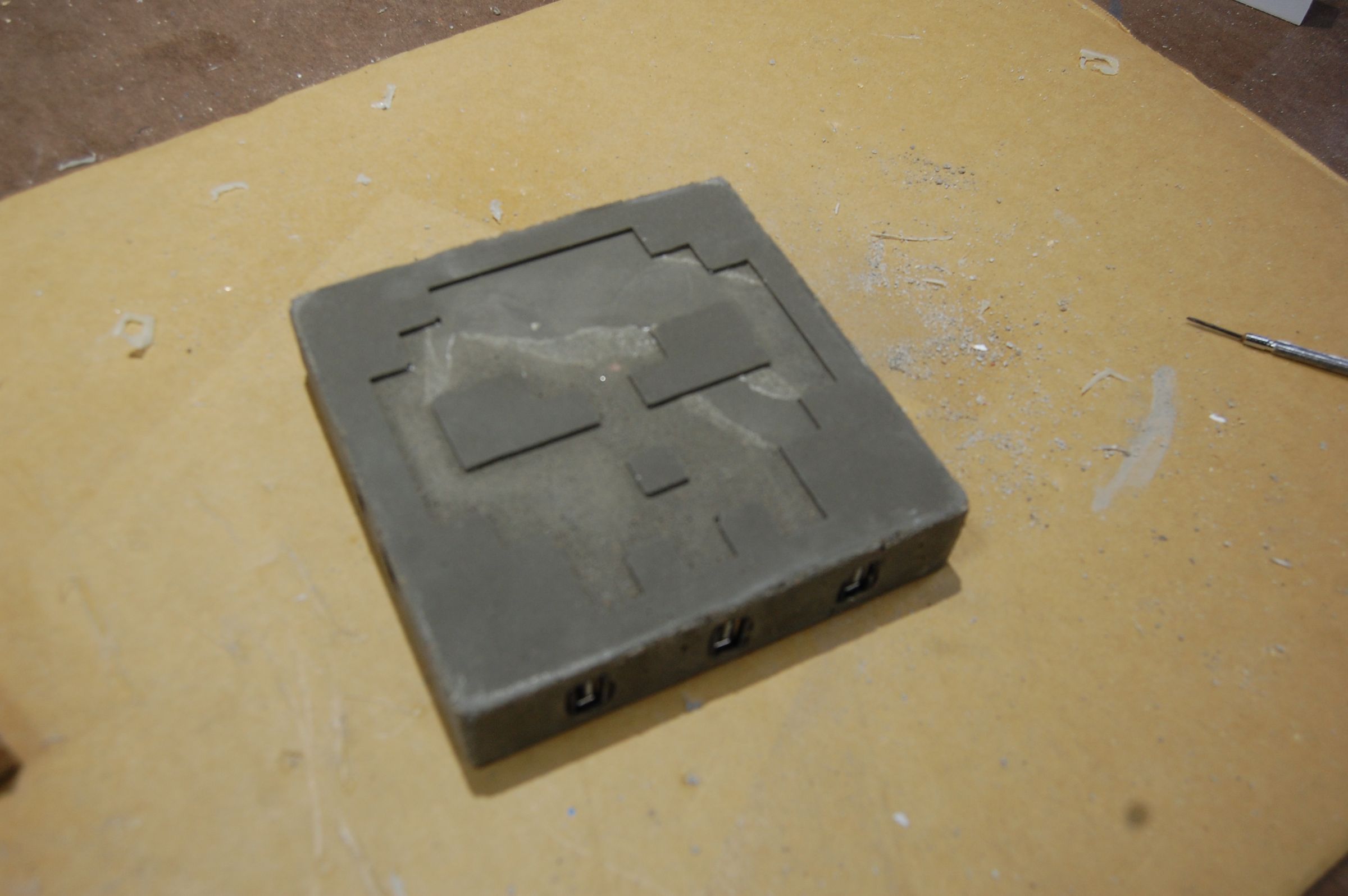 The 8-Bit Skull Concrete USB Hub : 11 Steps (with Pictures) - Instructables