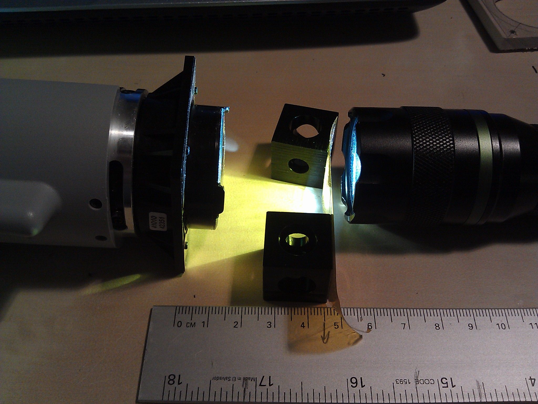 Projection Microscope From Broken Projector : 10 Steps - Instructables
