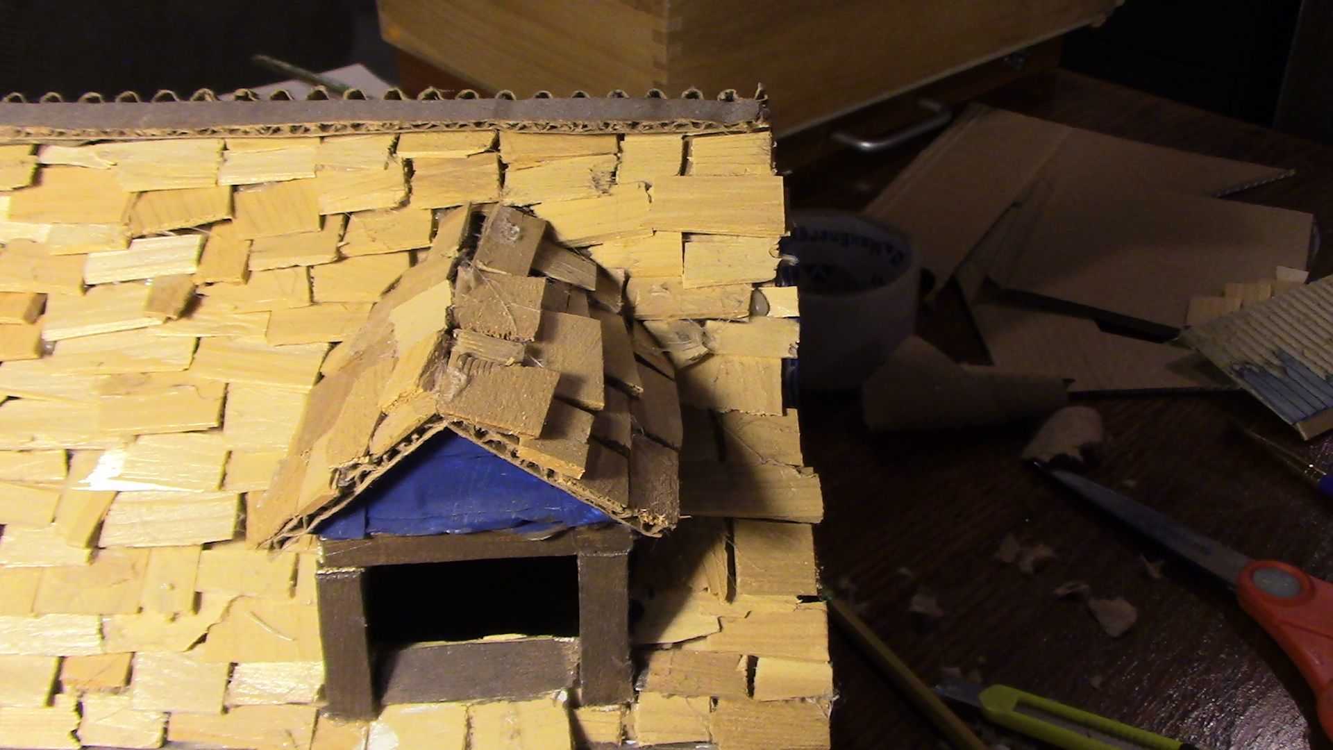 Cardboard Cabin : 8 Steps - Instructables