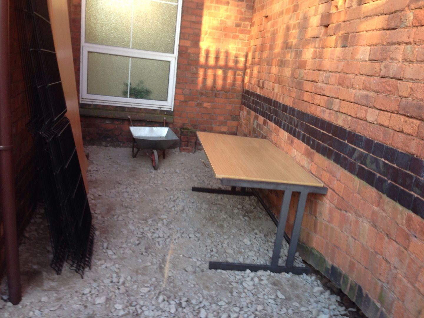 Waste Ground to Makerspace Woodworking Area : 8 Steps (with Pictures ...