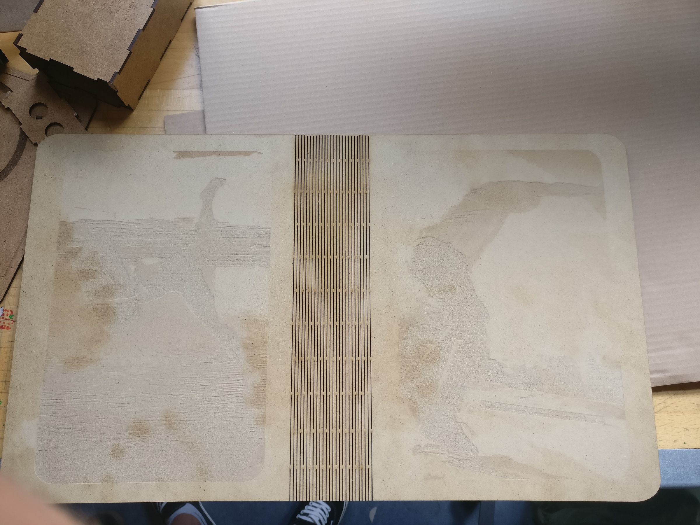 Living Hinge Folder With Custom Pictures : 5 Steps - Instructables