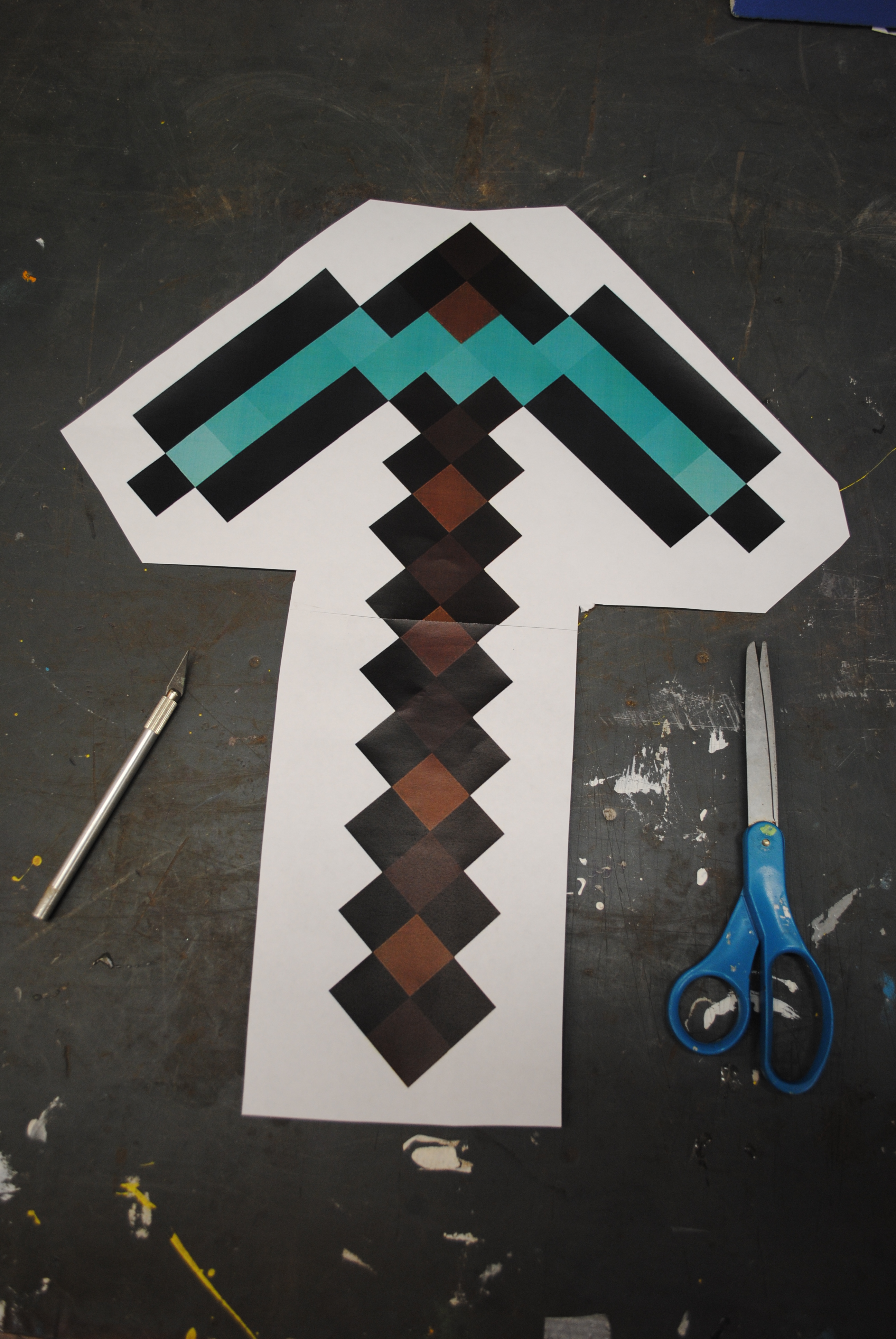 Minecraft Pickaxe - $5 and 45 Minutes : 5 Steps - Instructables