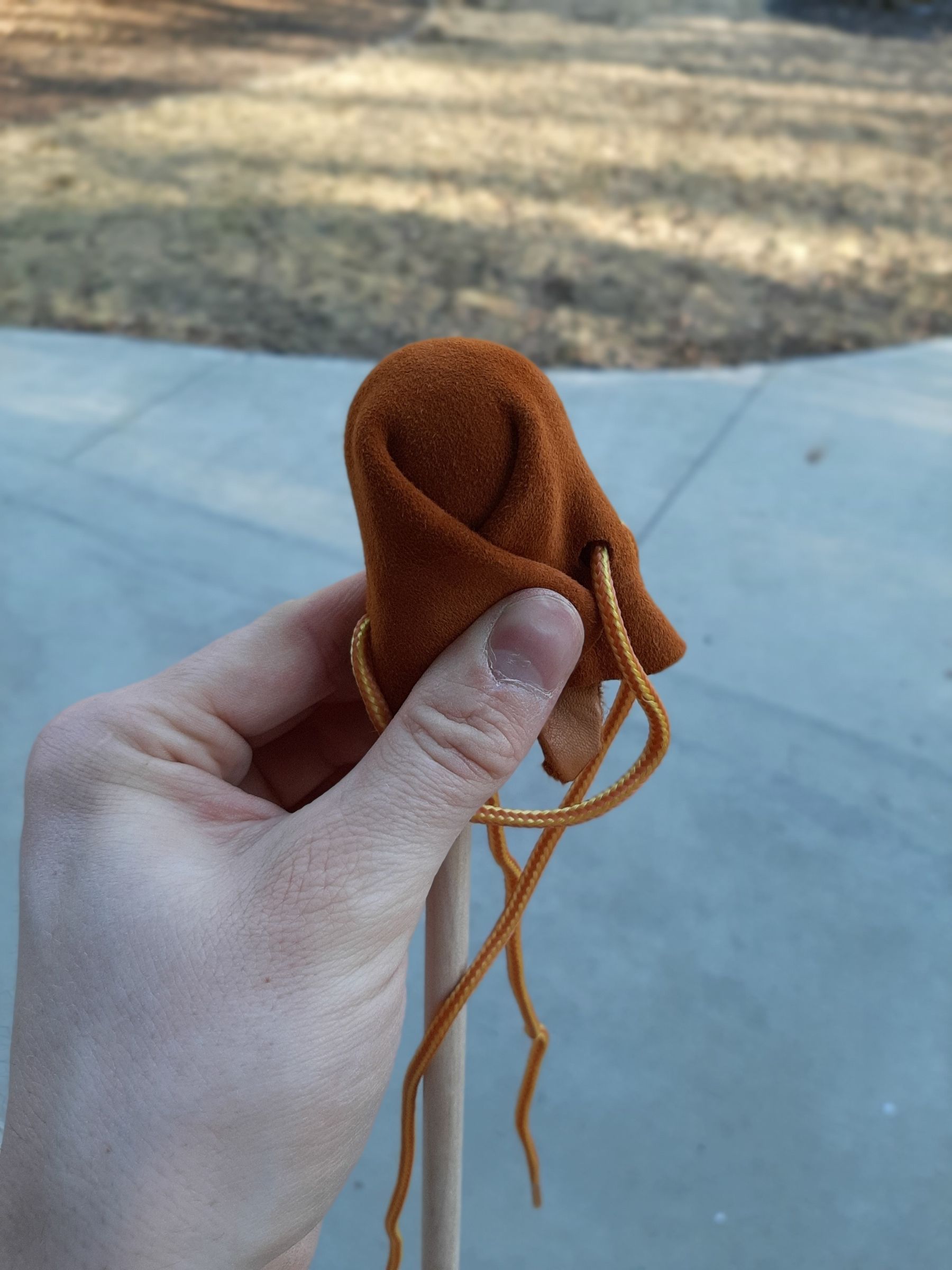 How to Make an Authentic Looking Painters Mahl Stick : 4 Steps (with ...