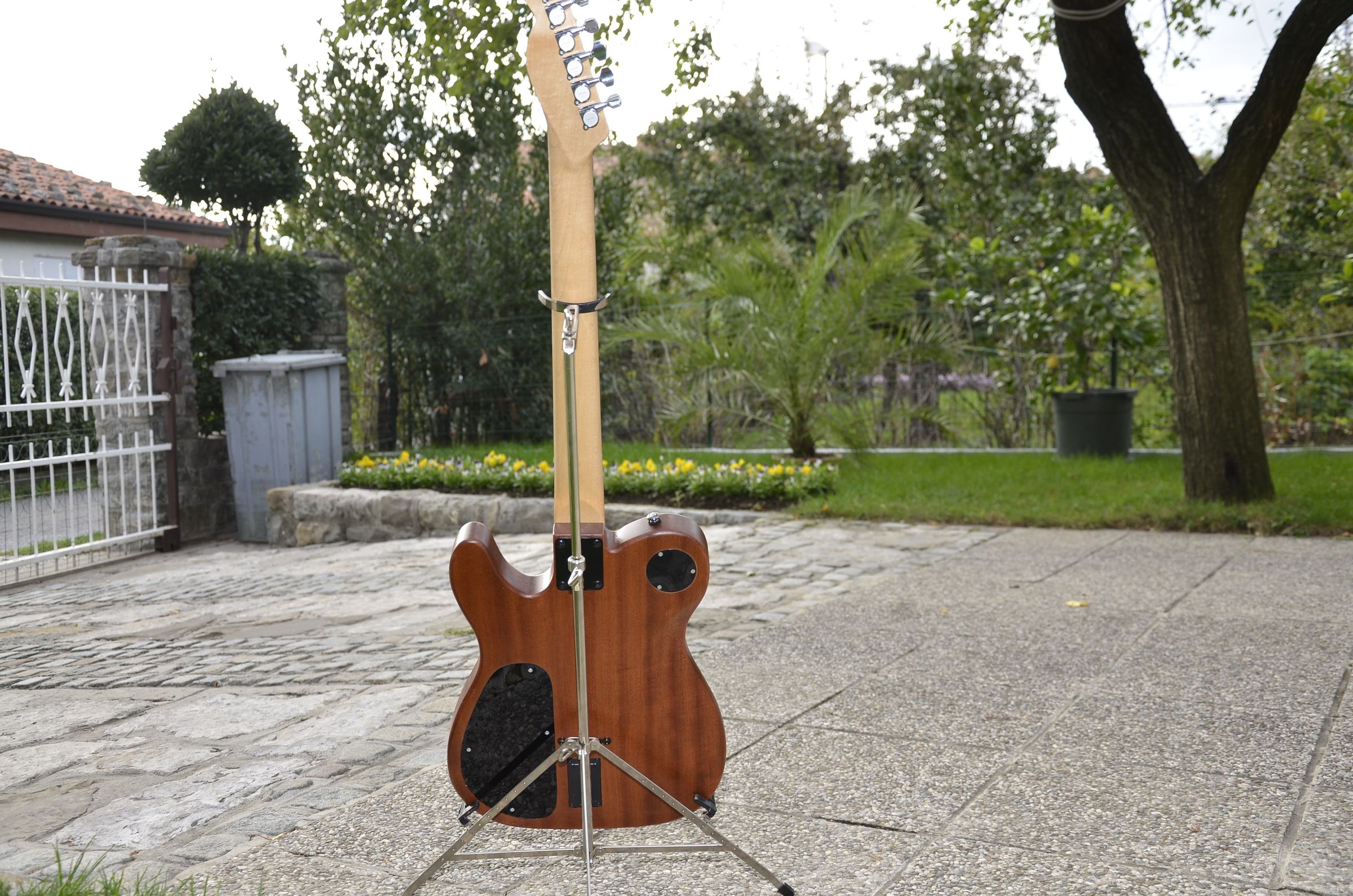 Make an Awesome Electric Guitar With Common Tools : 20 Steps (with ...