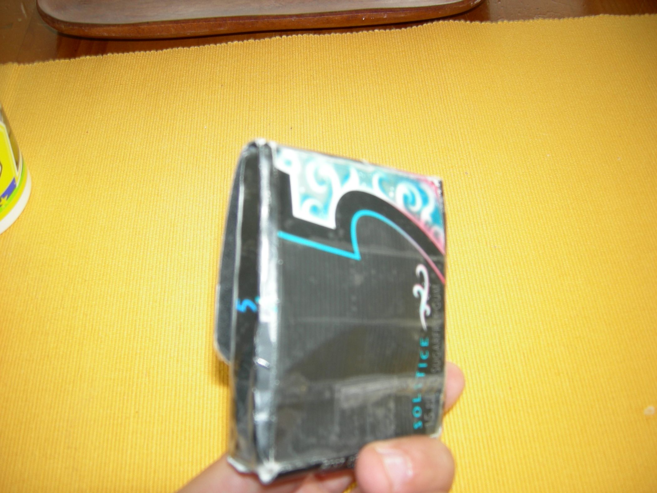 Supper Easy Gum Wallet : 6 Steps - Instructables