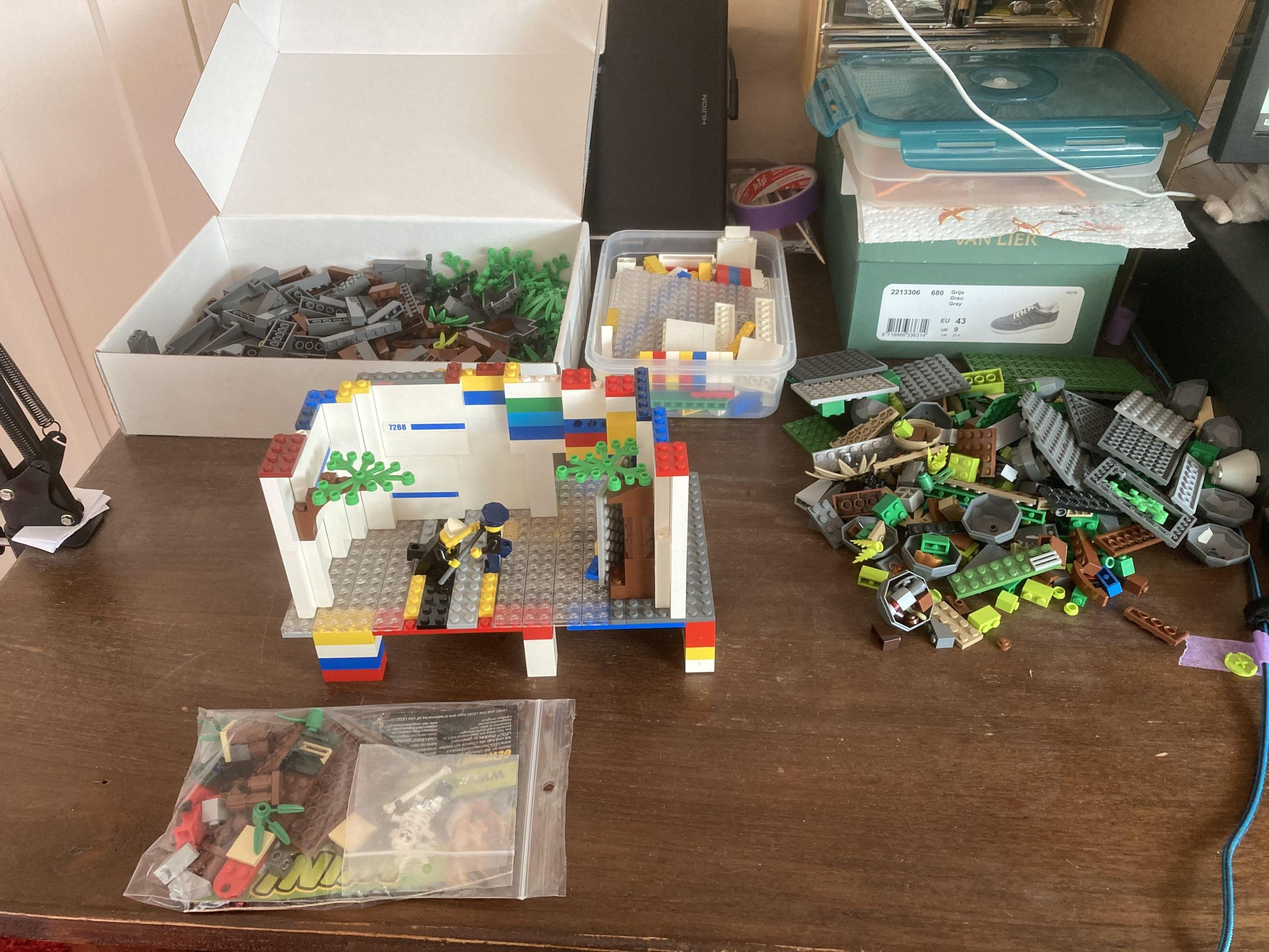 Animated LEGO Diorama Made With Arduino Uno : 10 Steps (with Pictures ...