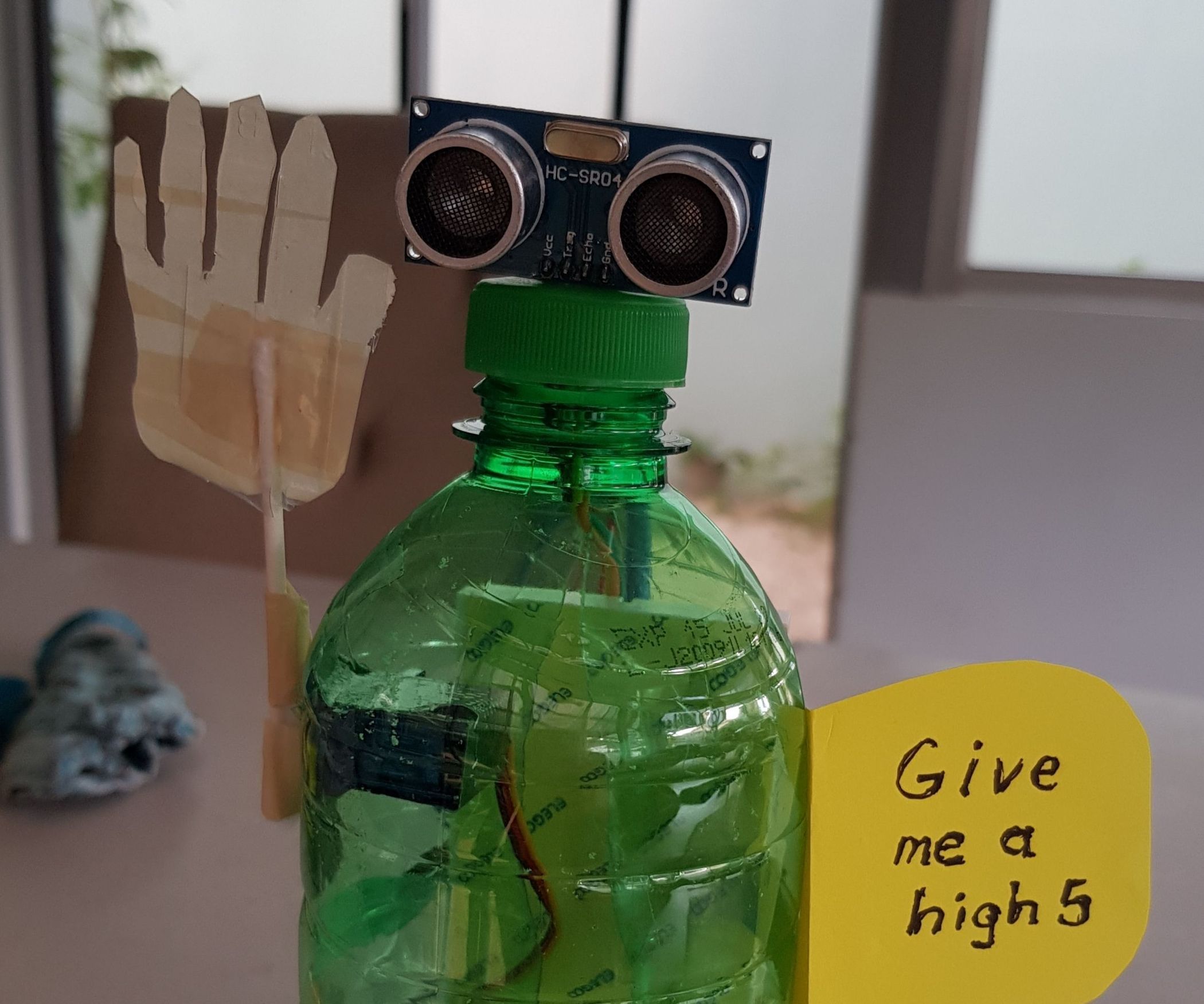 A Simple Robot That Will Delight Young Children : 5 Steps - Instructables