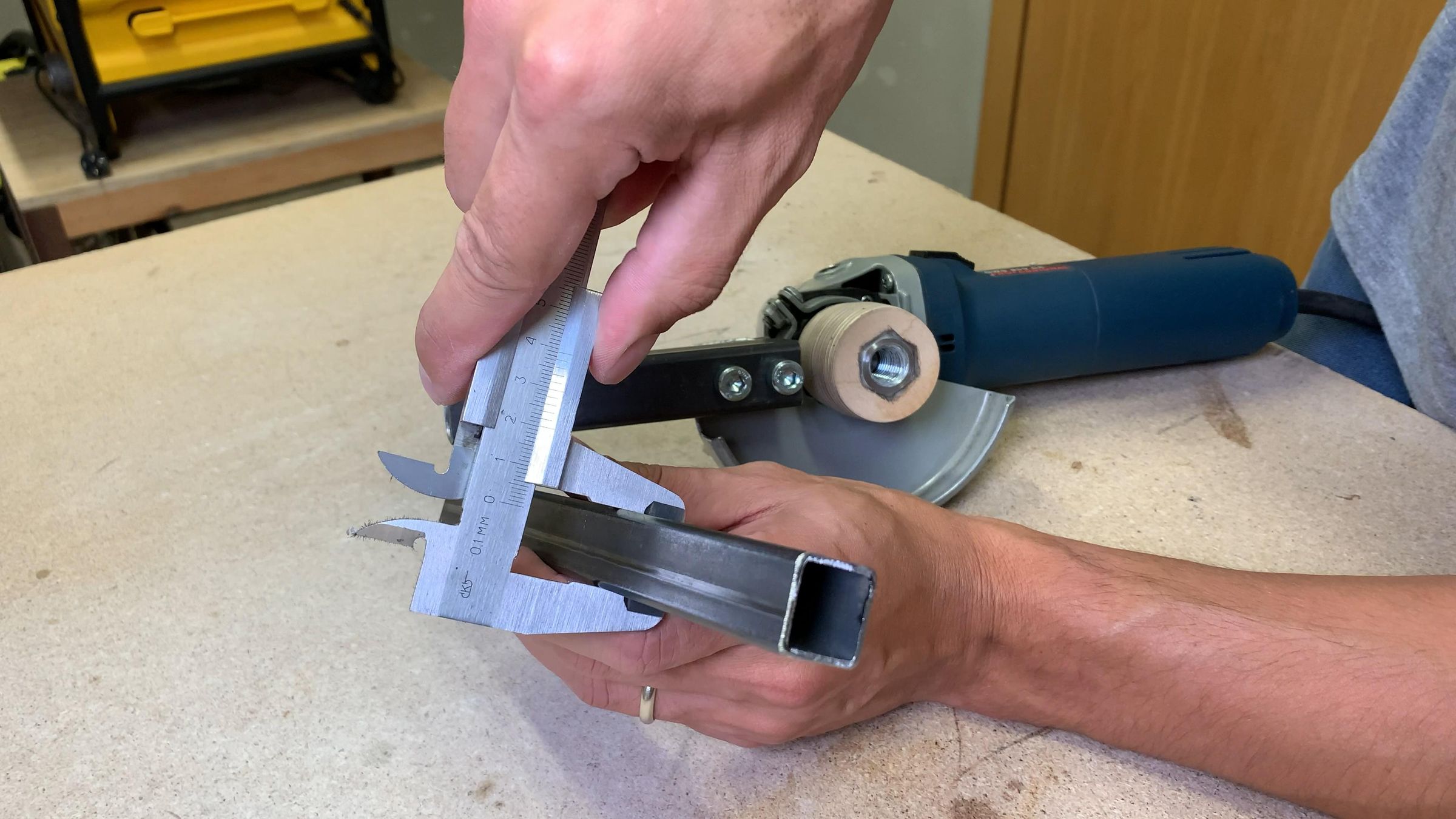 A Power File From an Angle Grinder : 15 Steps (with Pictures ...