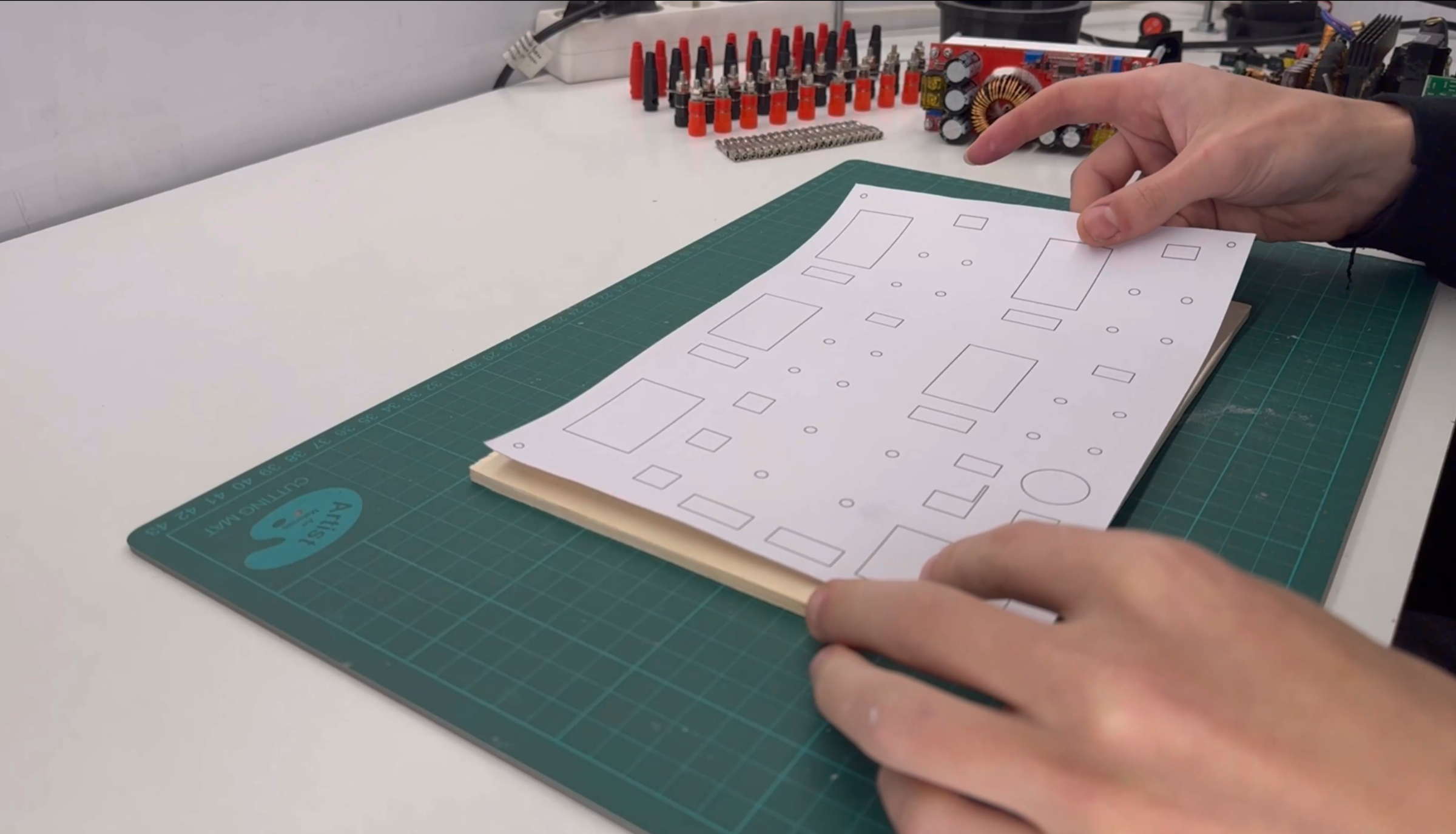 Ultimate DIY Laboratory PSU From a Gaming PC PSU : 14 Steps (with ...