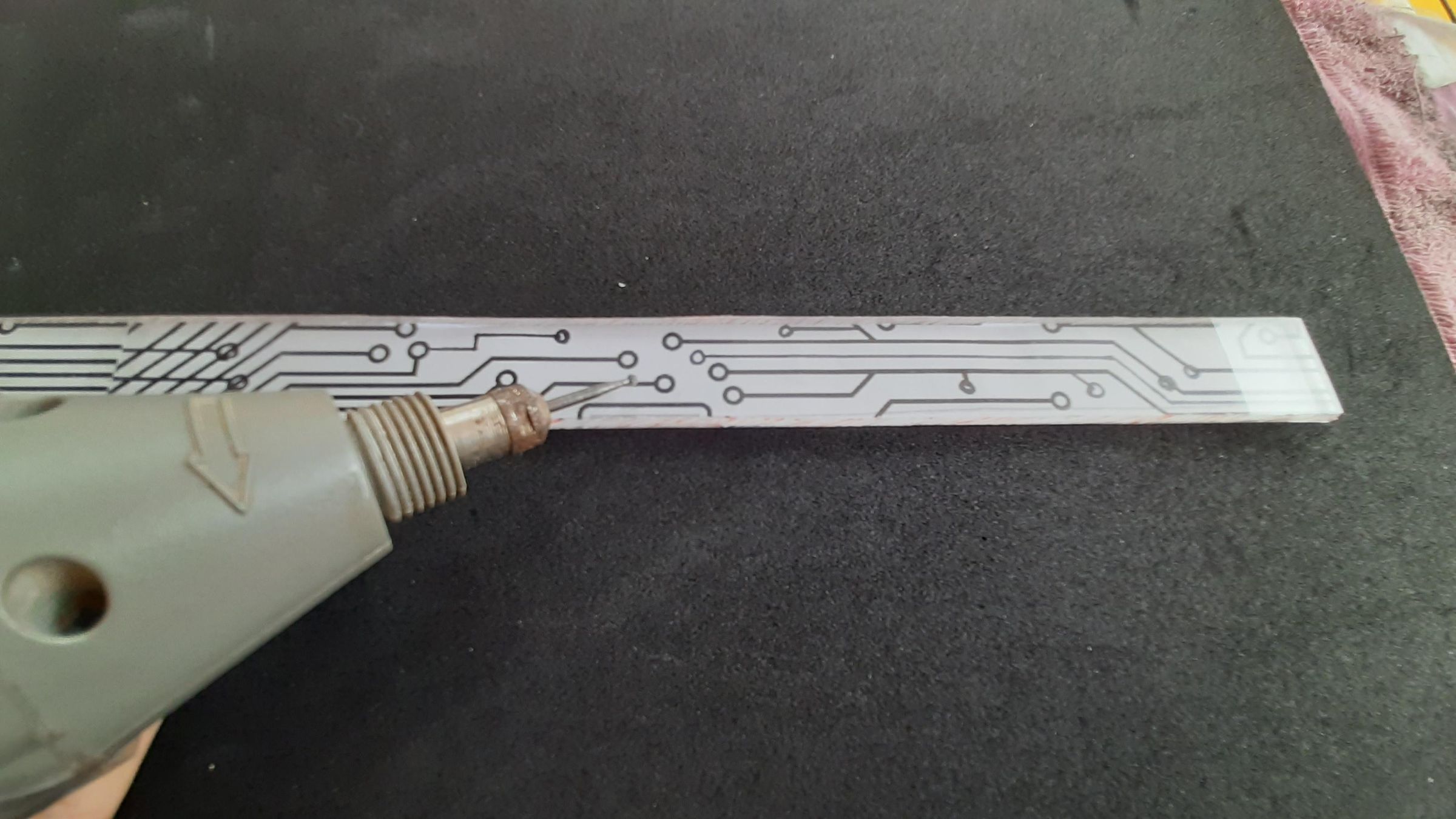 FUTURISTIC CORNER STAND : 10 Steps (with Pictures) - Instructables