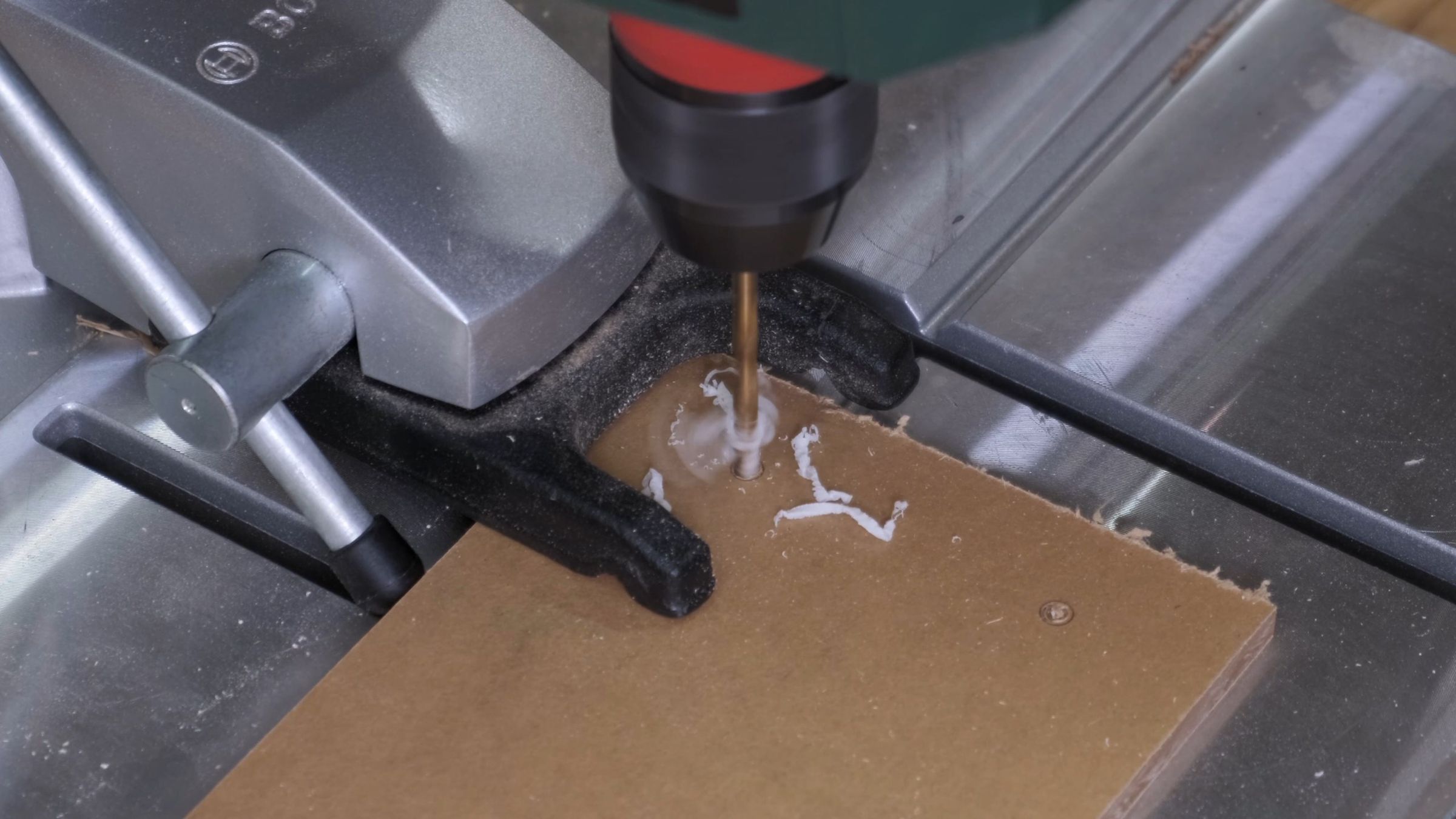 Router Sub-base (and Edge Guide) : 11 Steps (with Pictures) - Instructables