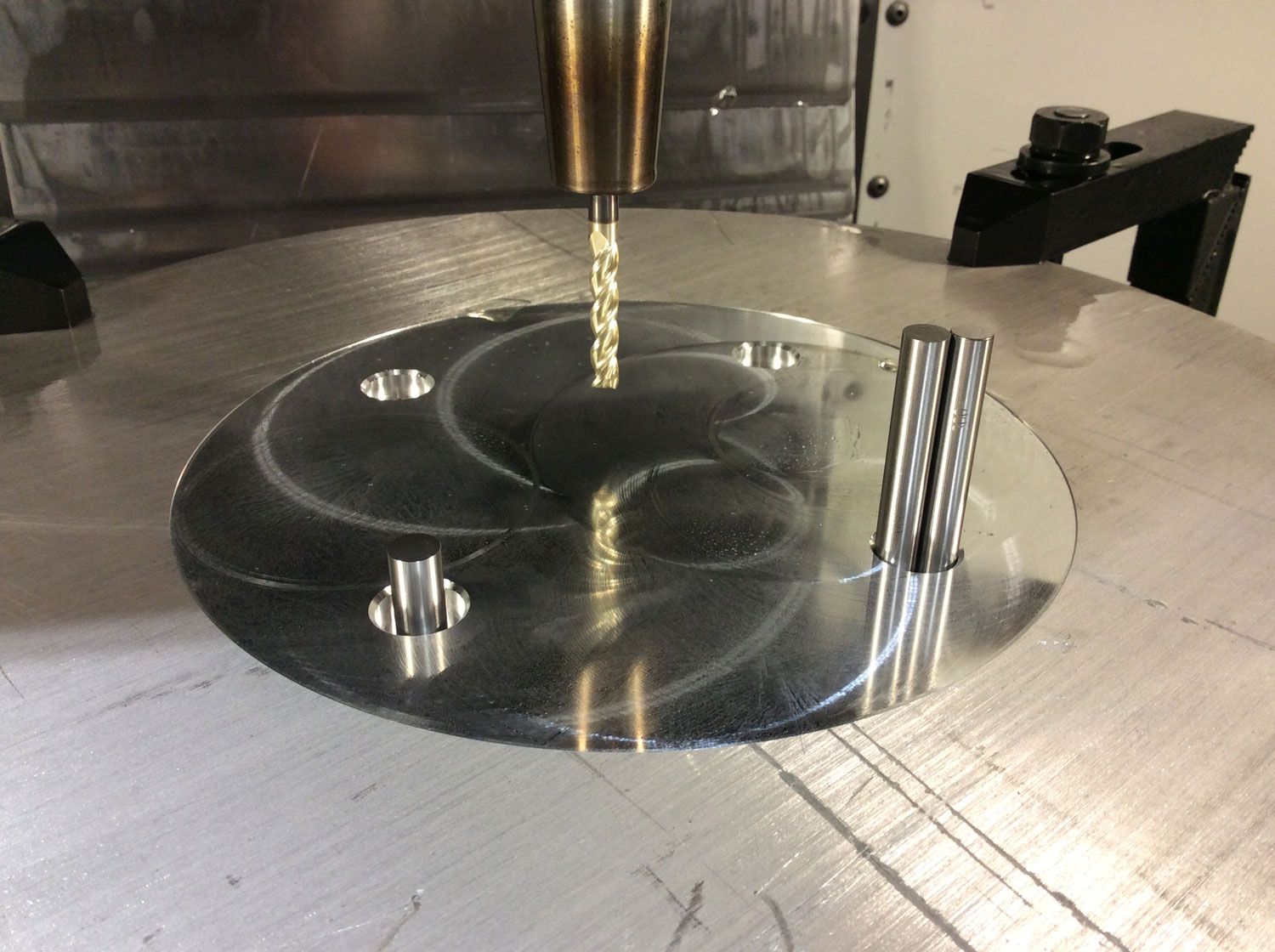 Precision 2-sided Workholding Fixture Using Lang 96mm Quick-Point ...