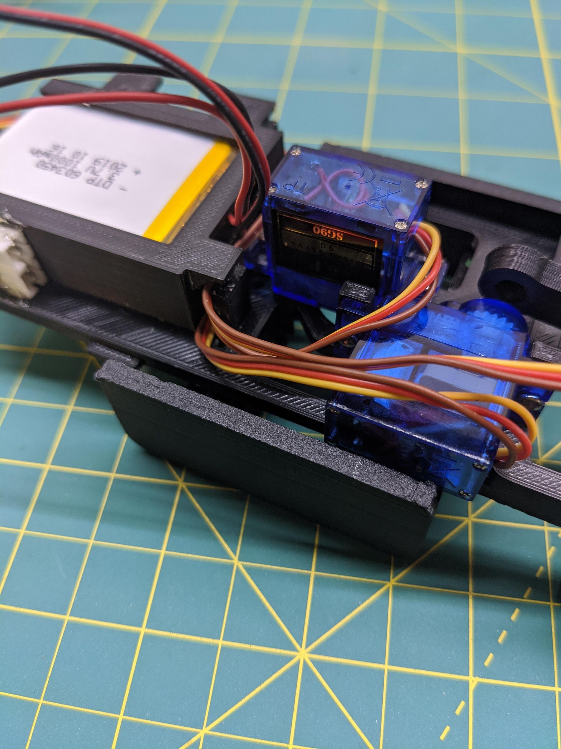 Itsy Bitsy: an Untethered Climbing Robot : 5 Steps (with Pictures) - Instructables