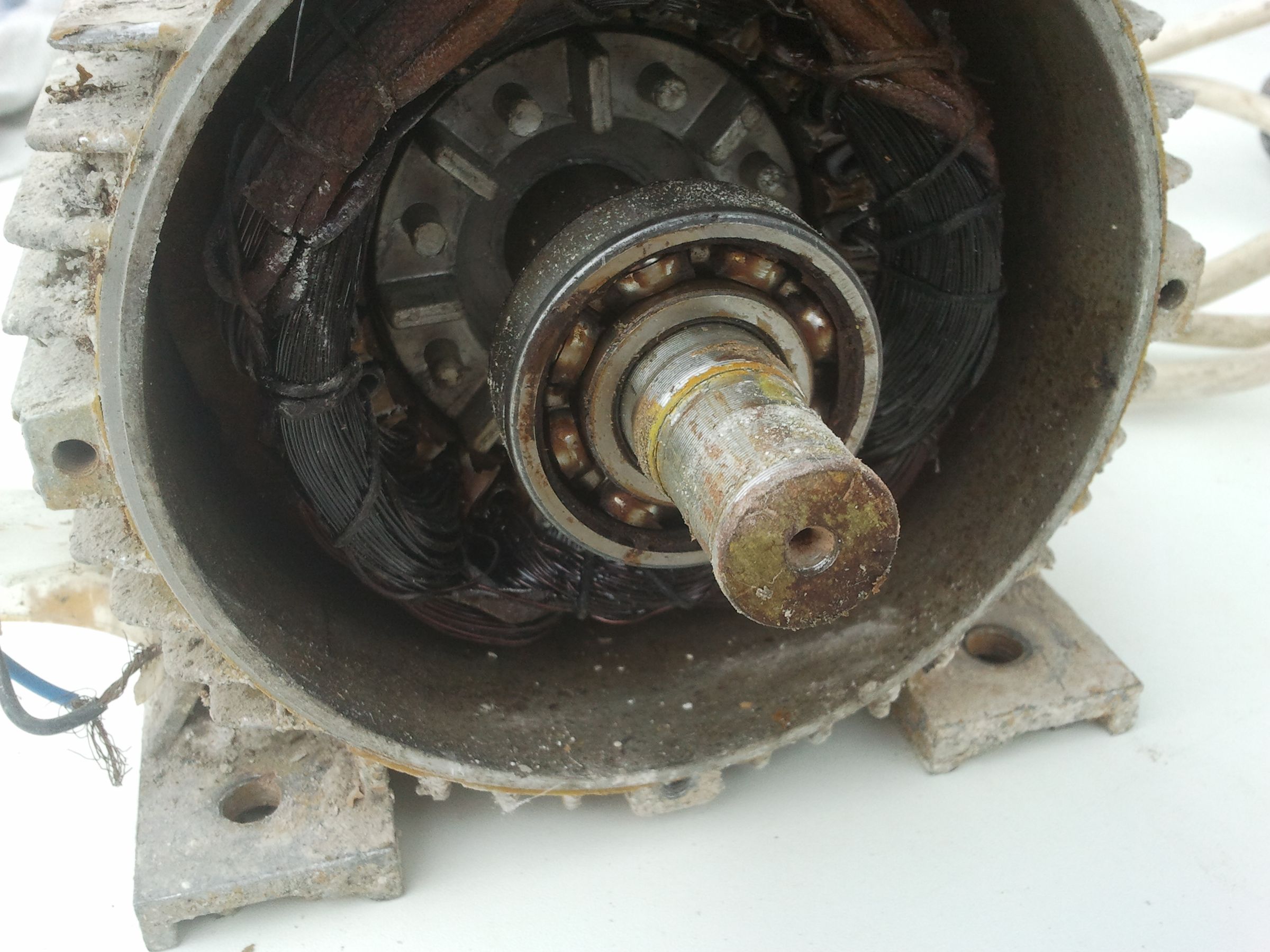 Rewinding and Renovation of the Electric Motor : 45 Steps (with ...