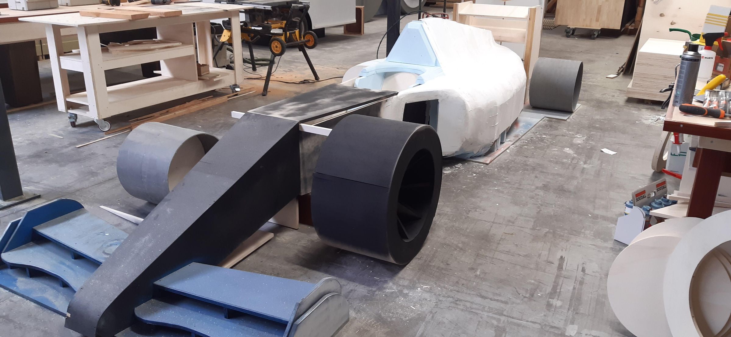 Full-size F1 Replica Car : 19 Steps (with Pictures) - Instructables