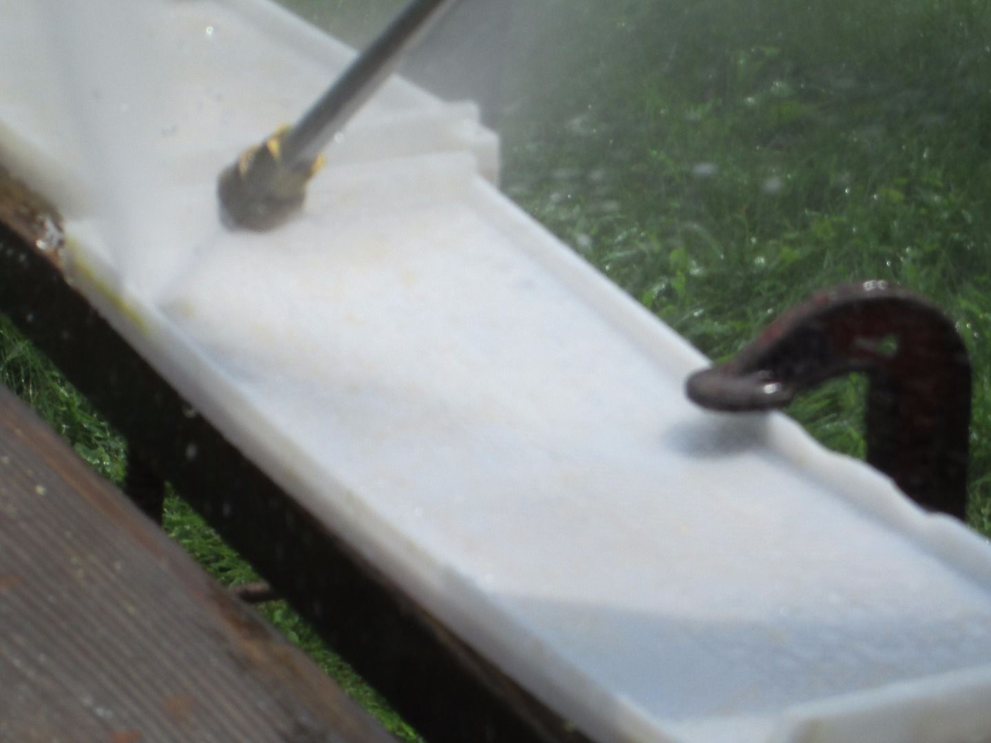 Salvaging Plastic Beehive Frames : 4 Steps - Instructables