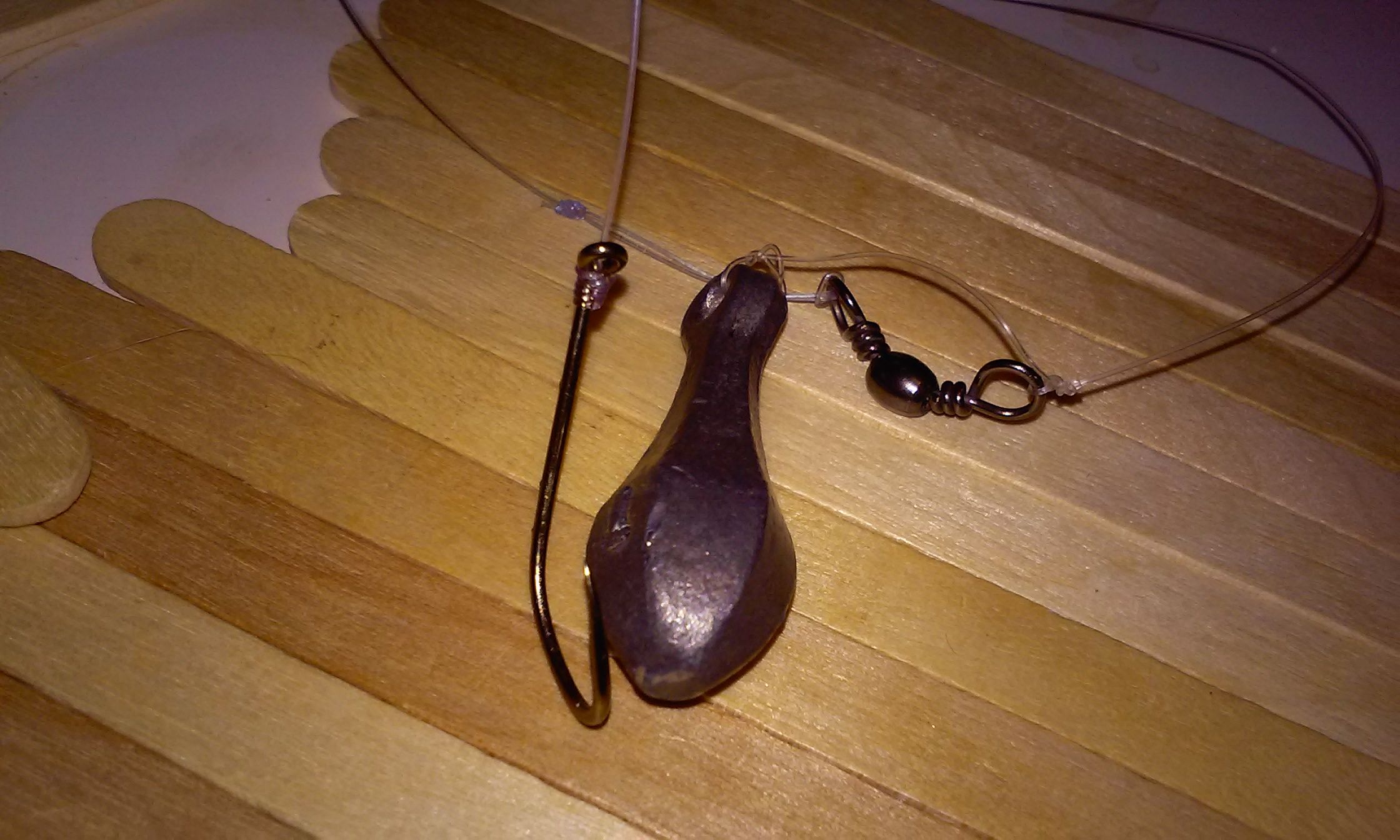 How to Hook Up a Lure on Fishing Line : 5 Steps - Instructables