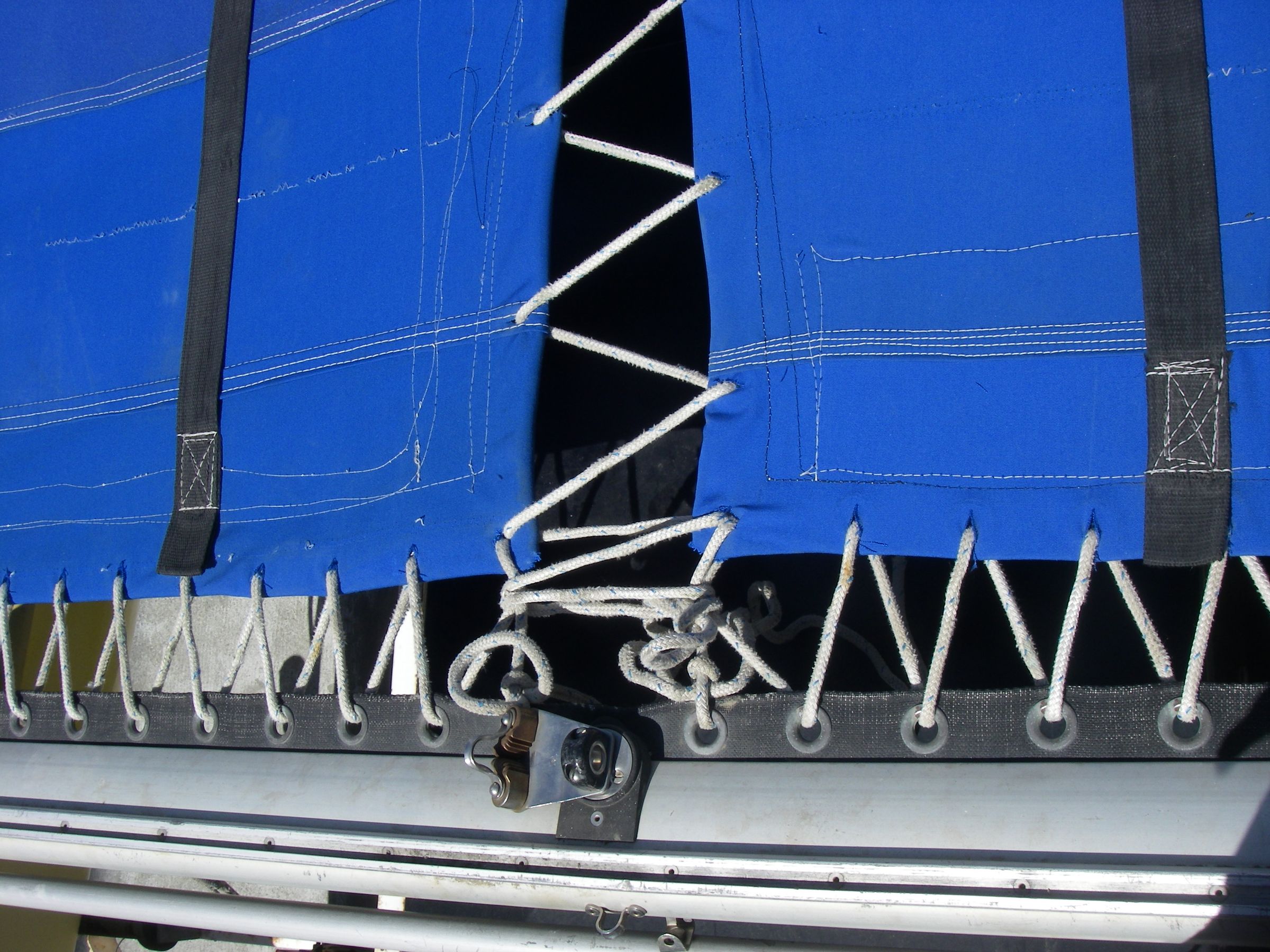 Sew a Quick Catamaran Trampoline : 10 Steps (with Pictures) - Instructables