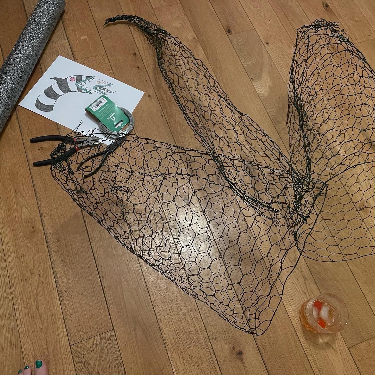 Beetlejuice Sandworm : 11 Steps (with Pictures) - Instructables