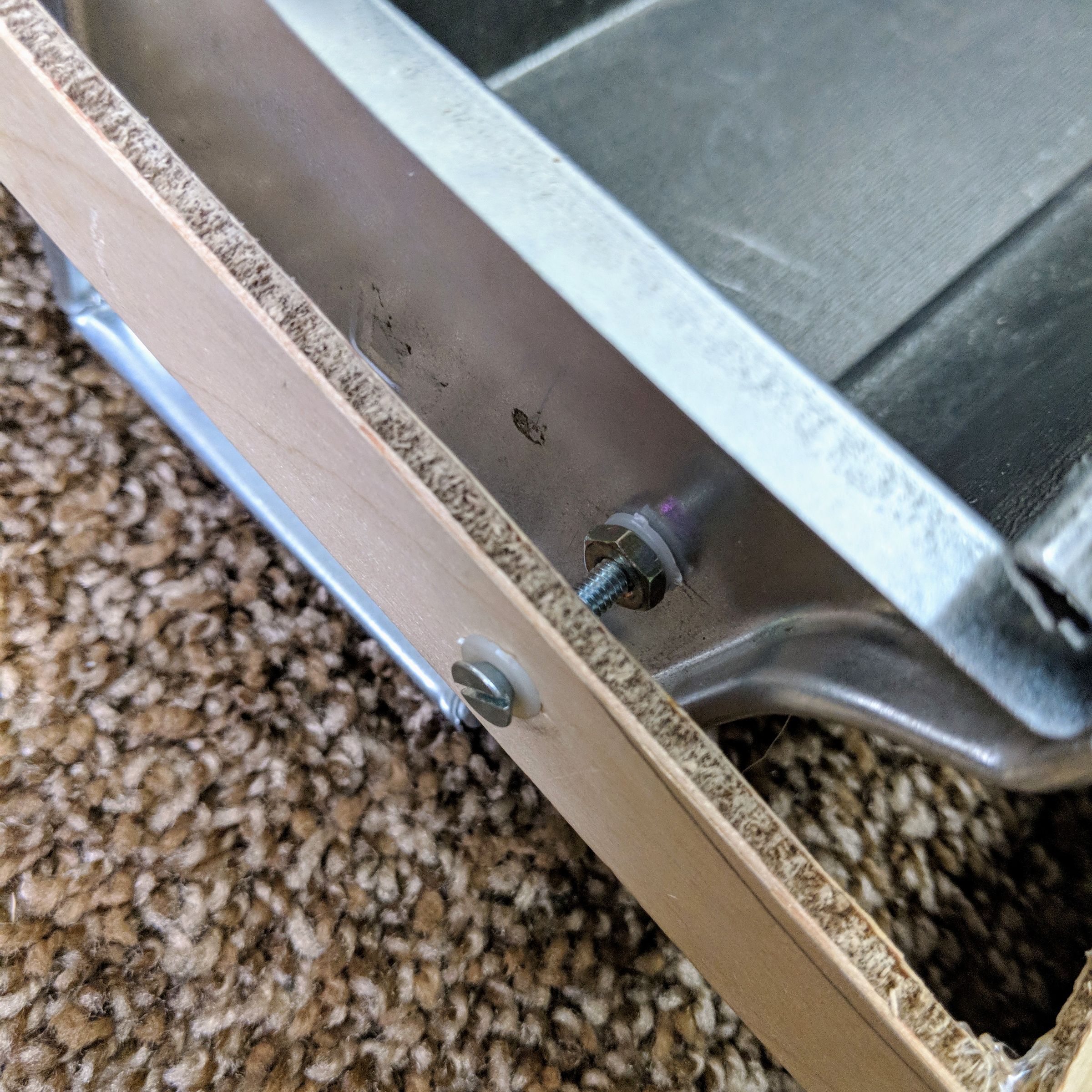 Automatic Chicken Feeder With Upcycled Gutter & Plywood : 15 Steps ...