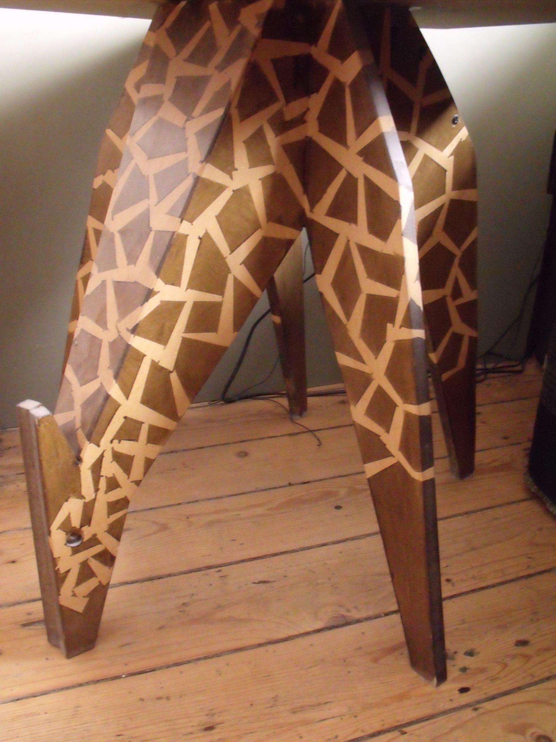 Giraffe Table : 5 Steps (with Pictures) - Instructables