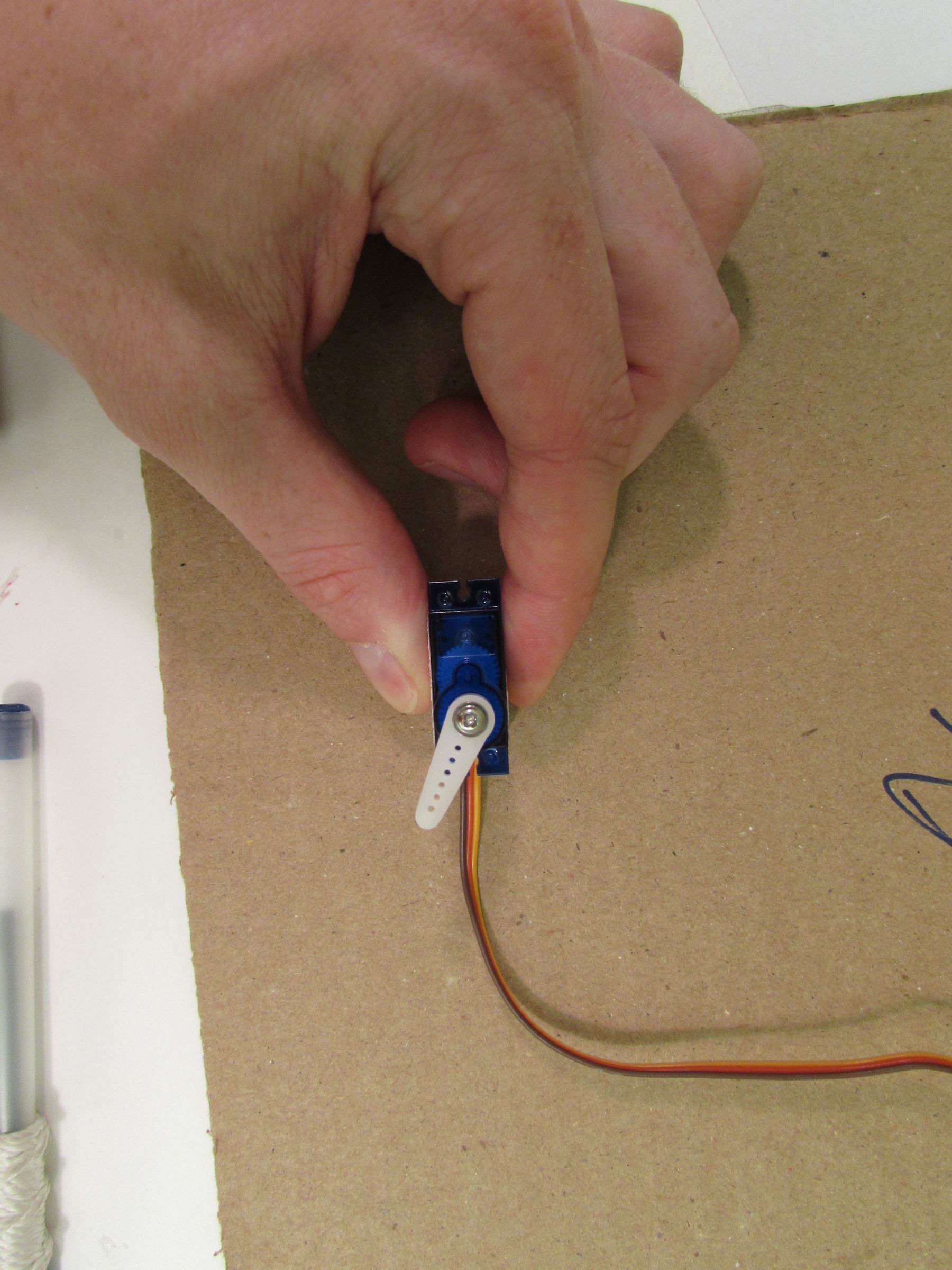 Cardboard Robot Arm for Cheap Robots : 34 Steps (with Pictures ...