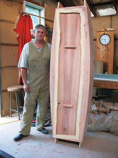 How to Make a Coffin : 5 Steps (with Pictures) - Instructables