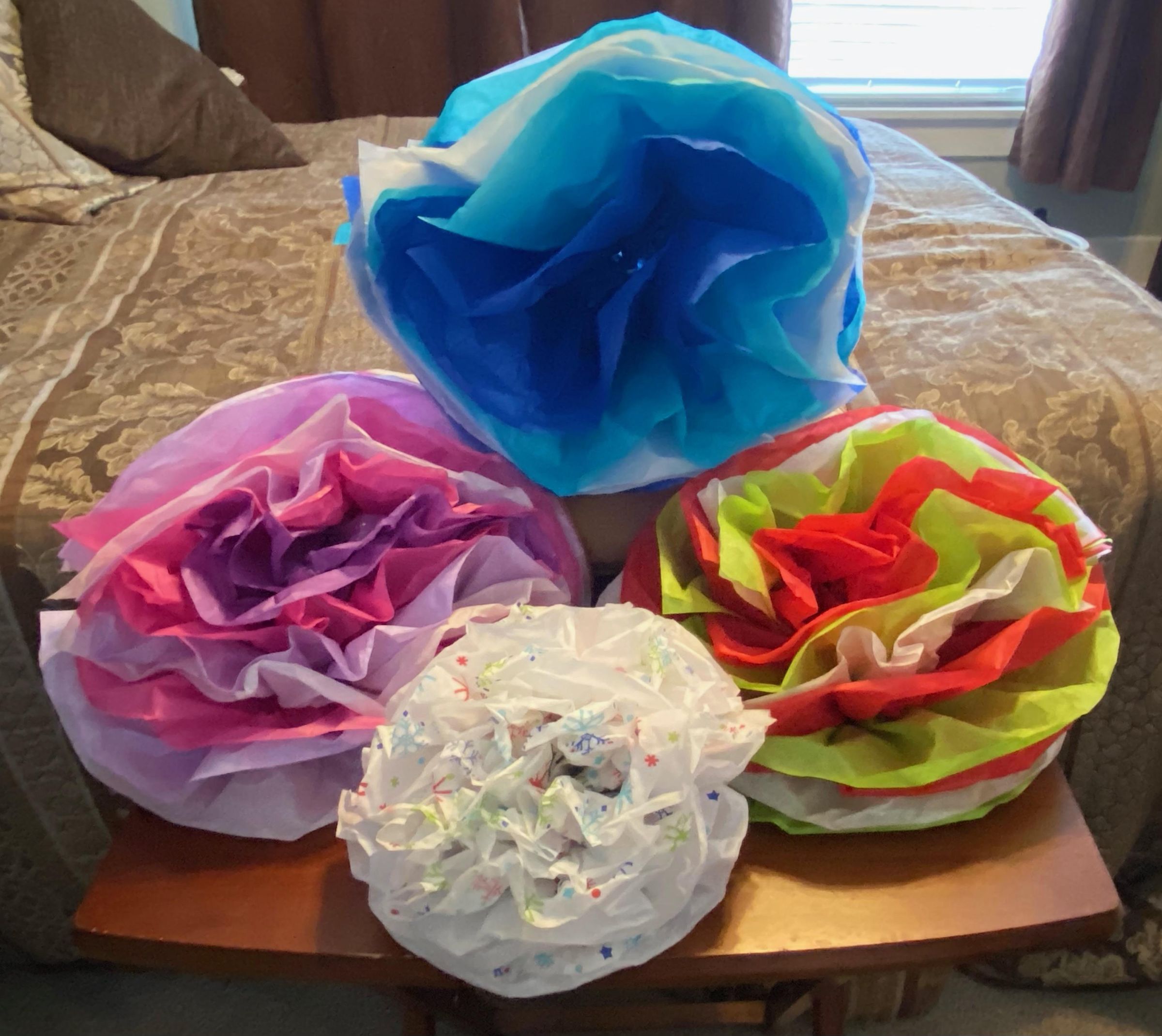 Tissue Paper Flower Decorations : 16 Steps (with Pictures) - Instructables