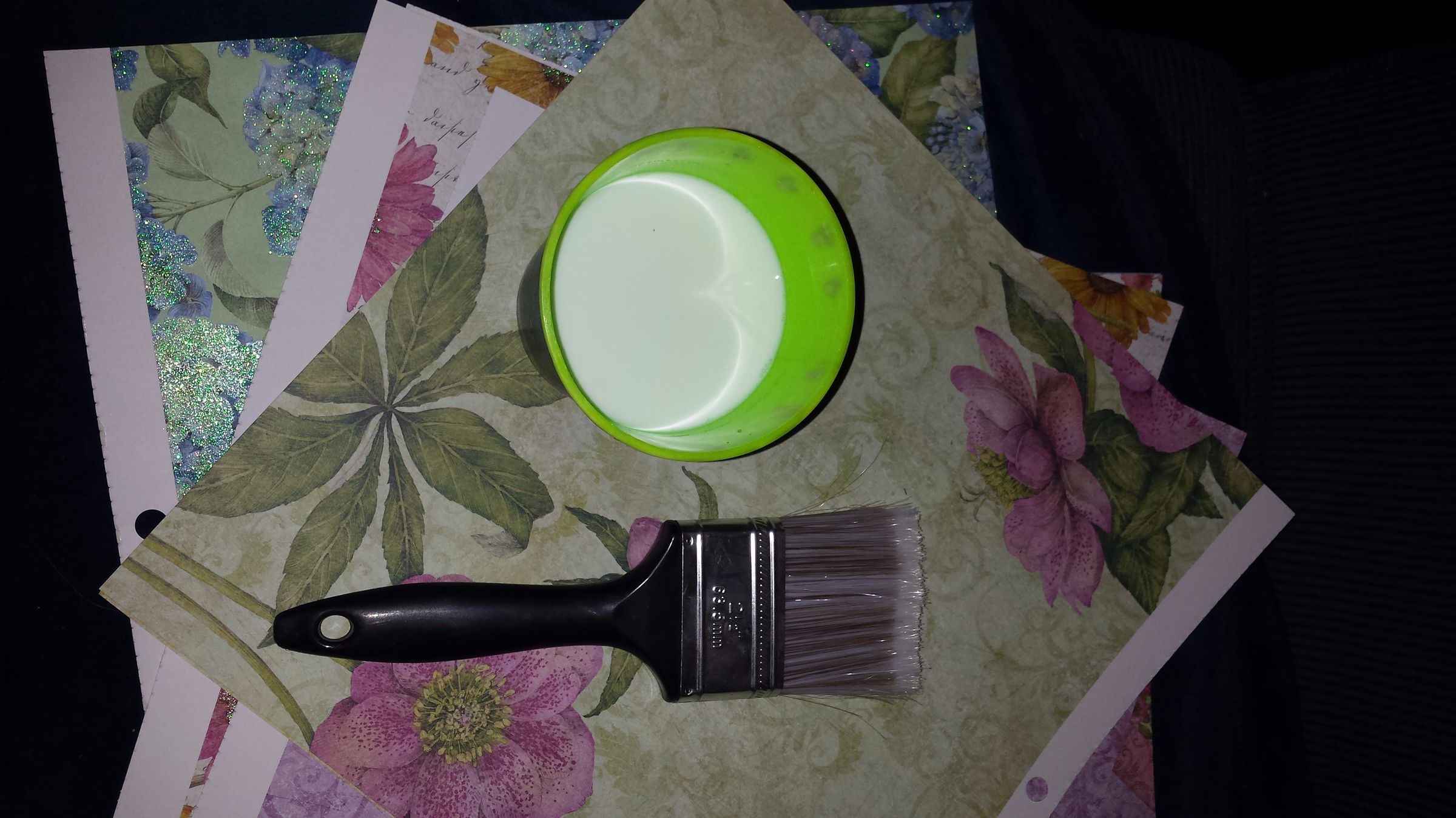 Scrapbook Paper Decorated Birdhouse : 6 Steps (with Pictures ...