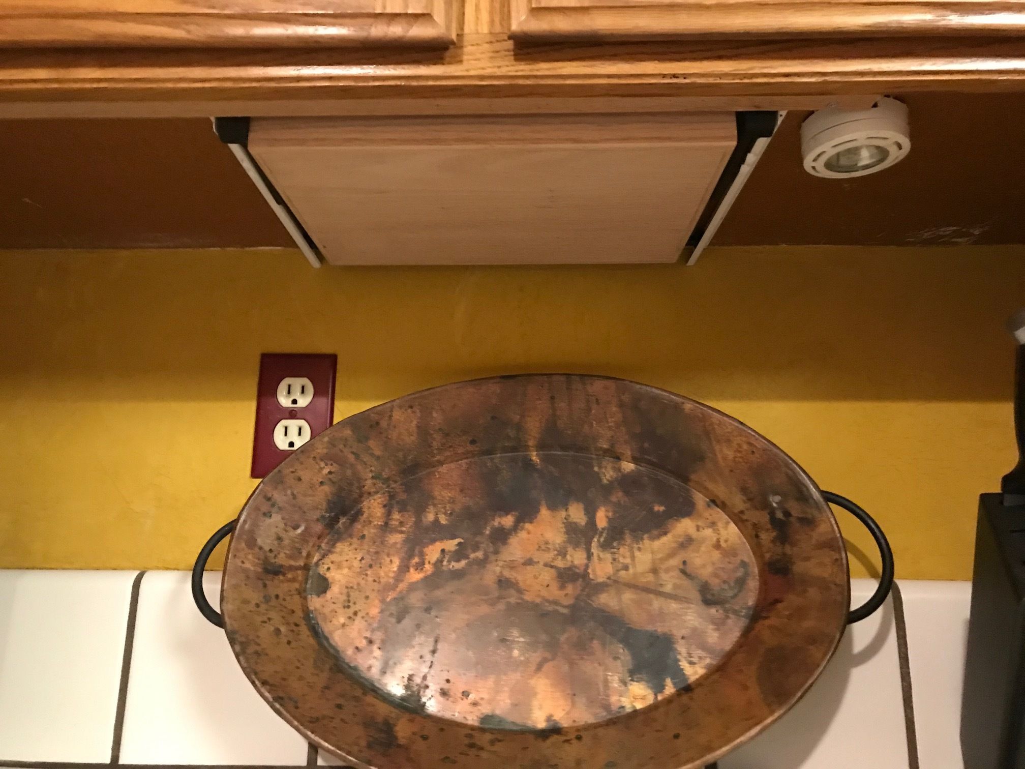 Under Cabinet Hideaway Tablet Shelf : 9 Steps (with Pictures ...