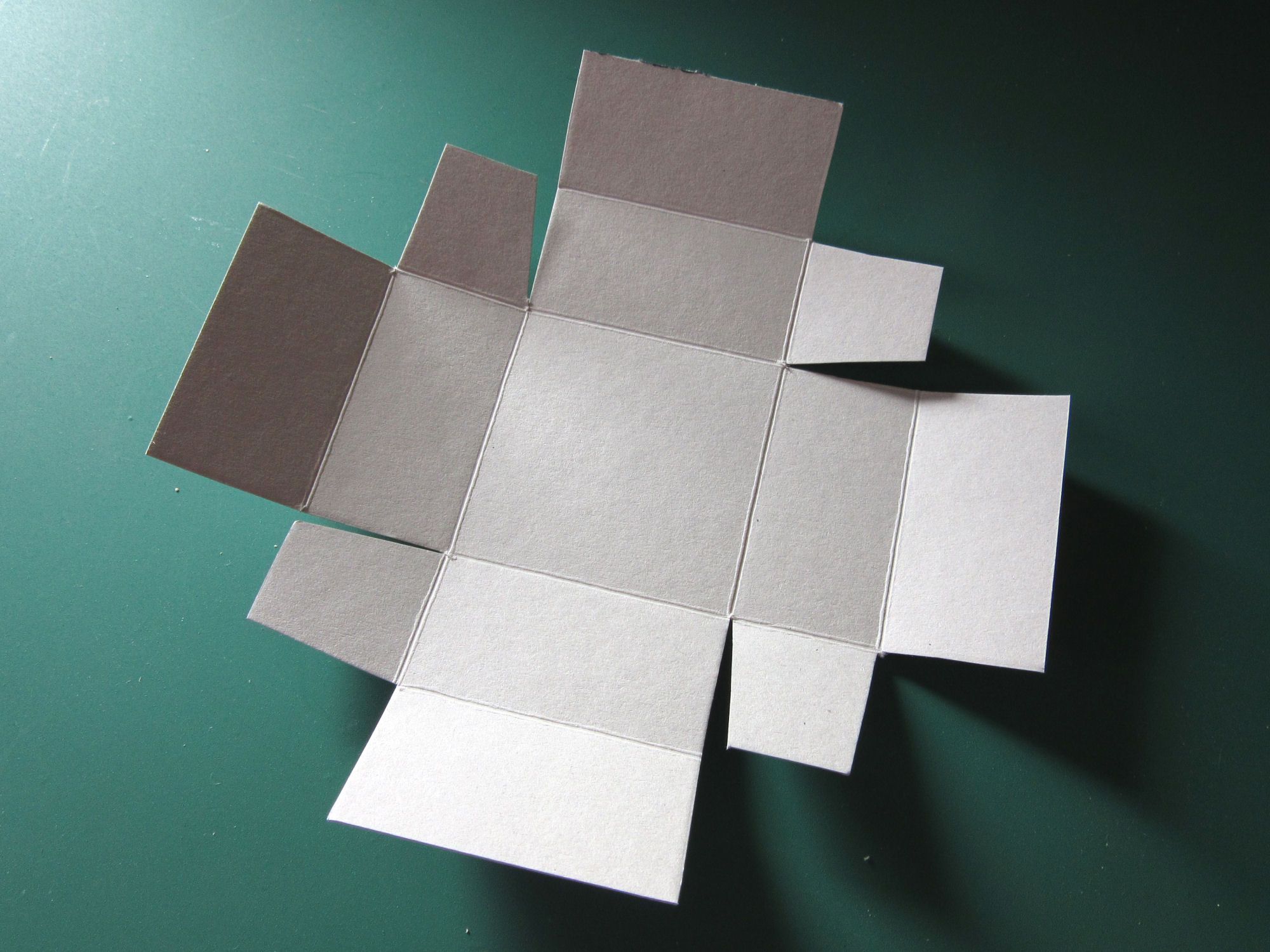 Hexagonal Cardboard Gift, Jewellery or Chocolate Box : 9 Steps (with ...