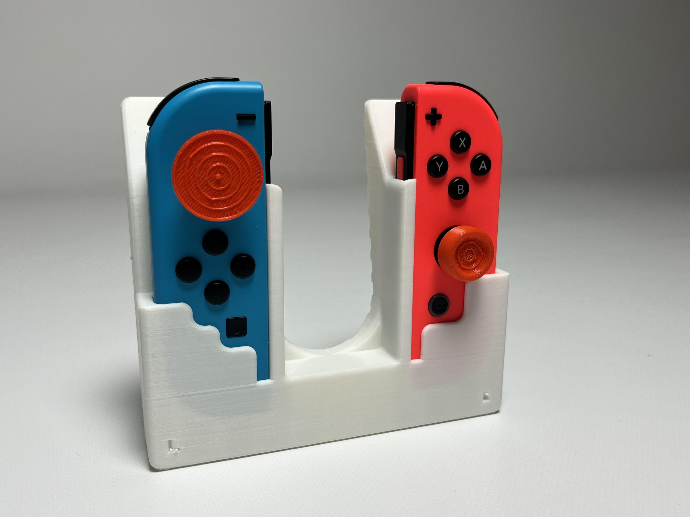 D4E1 3D Print a Life-Size Controller Holder and Caps: a Maker's Guide ...
