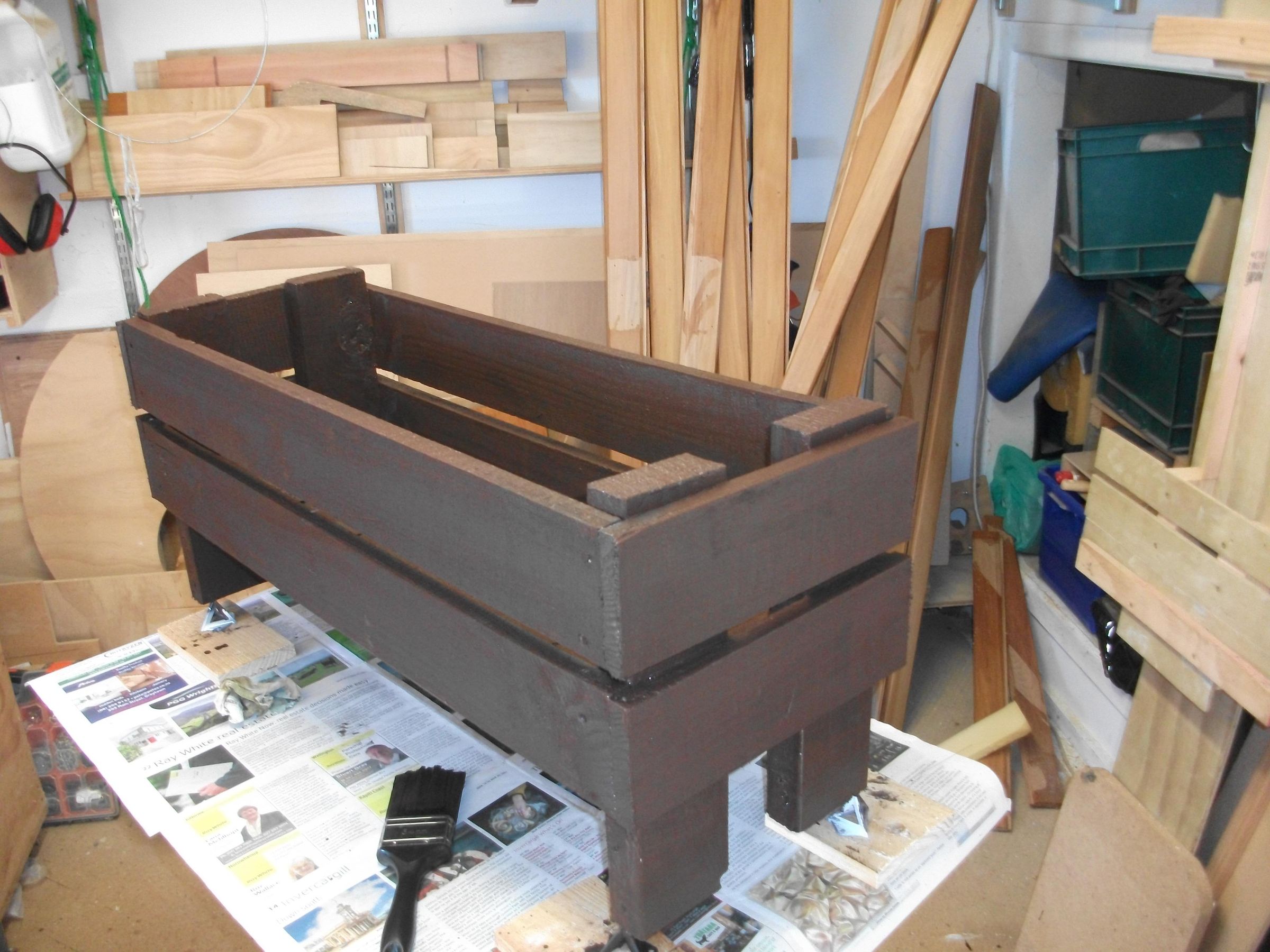 Pedestal Peppermint Patch Planter : 4 Steps (with Pictures) - Instructables