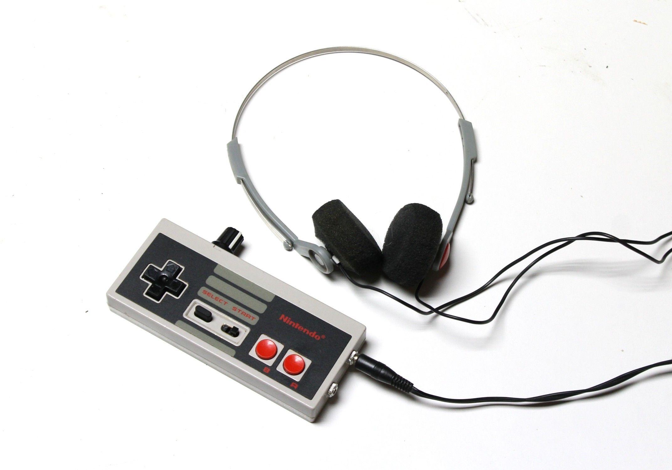 Headphone Amp in an NES Controller! : 19 Steps (with Pictures ...