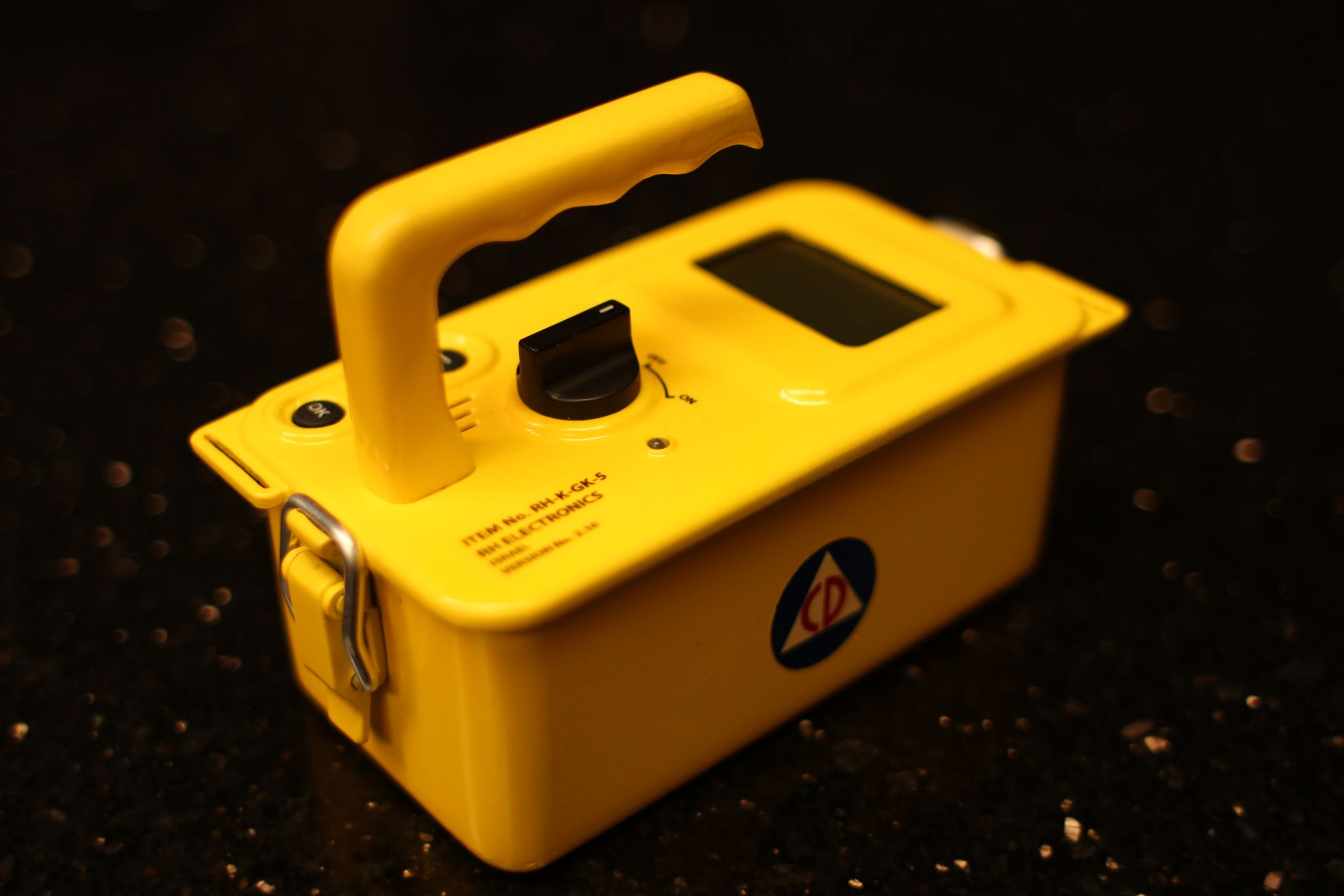 Mini Digital Geiger Counter : 6 Steps (with Pictures) - Instructables