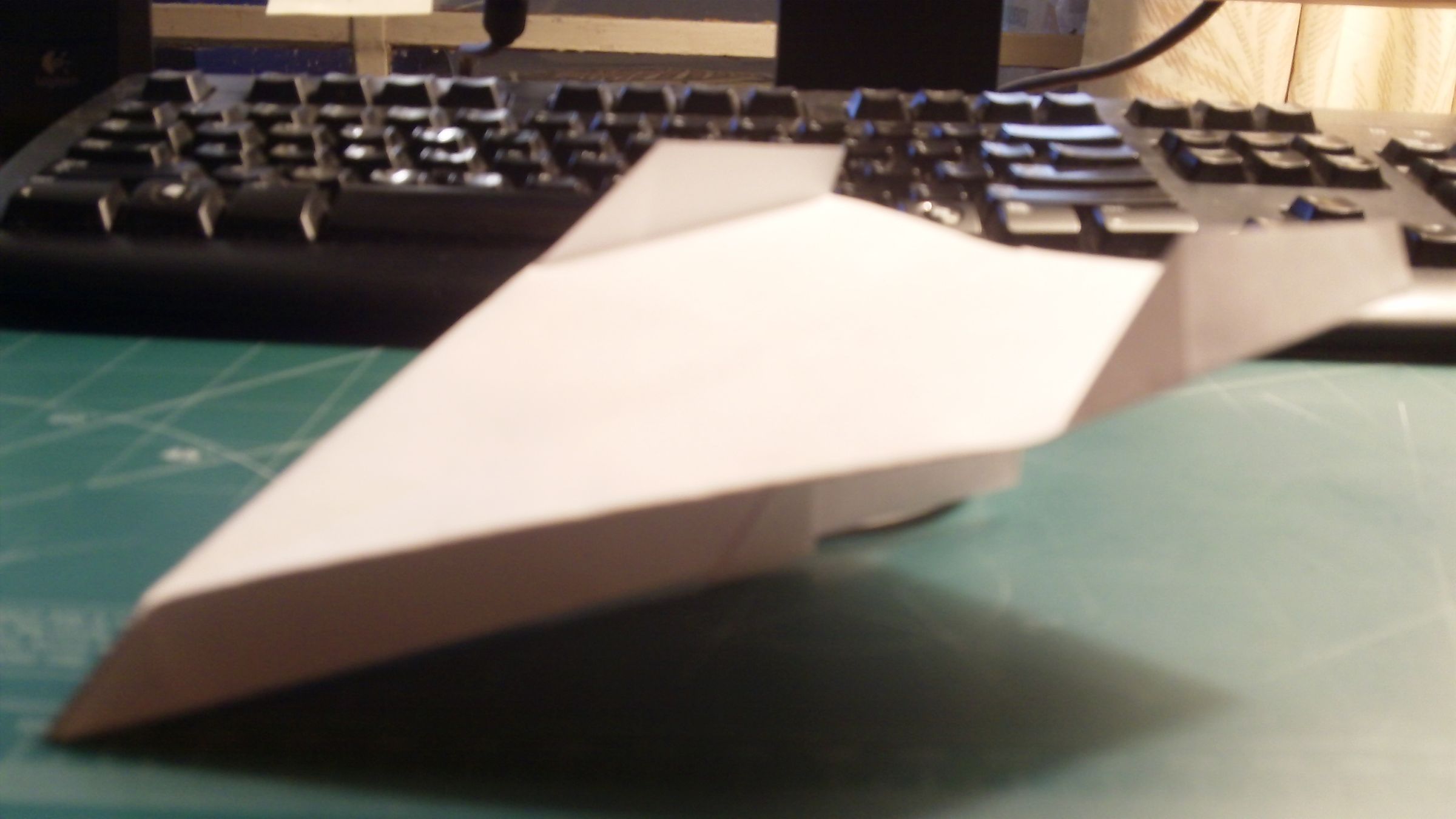 How to Make the Rapier Paper Airplane : 8 Steps - Instructables