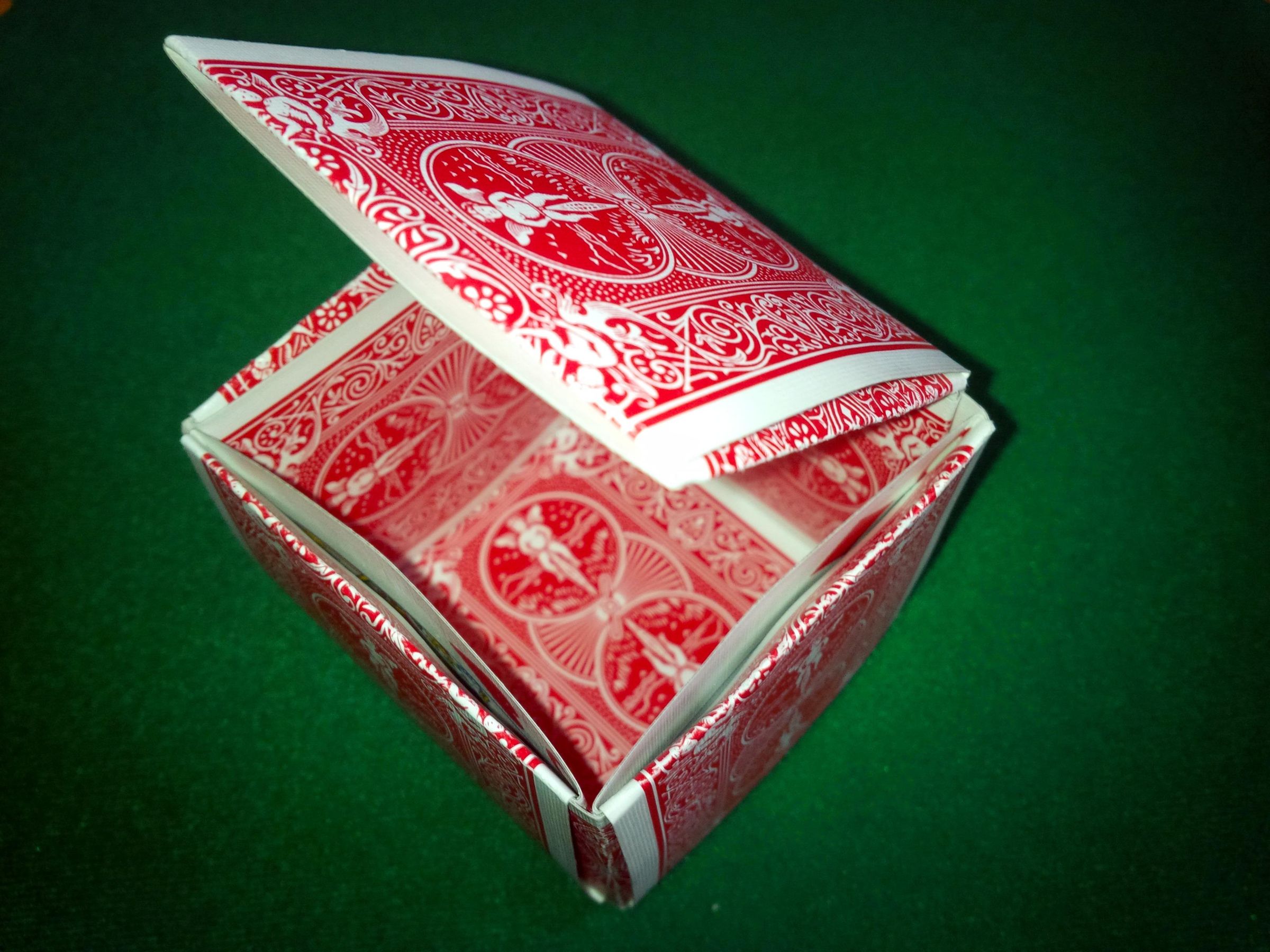 DIY Origami Gift Box From Playing Cards : 6 Steps - Instructables