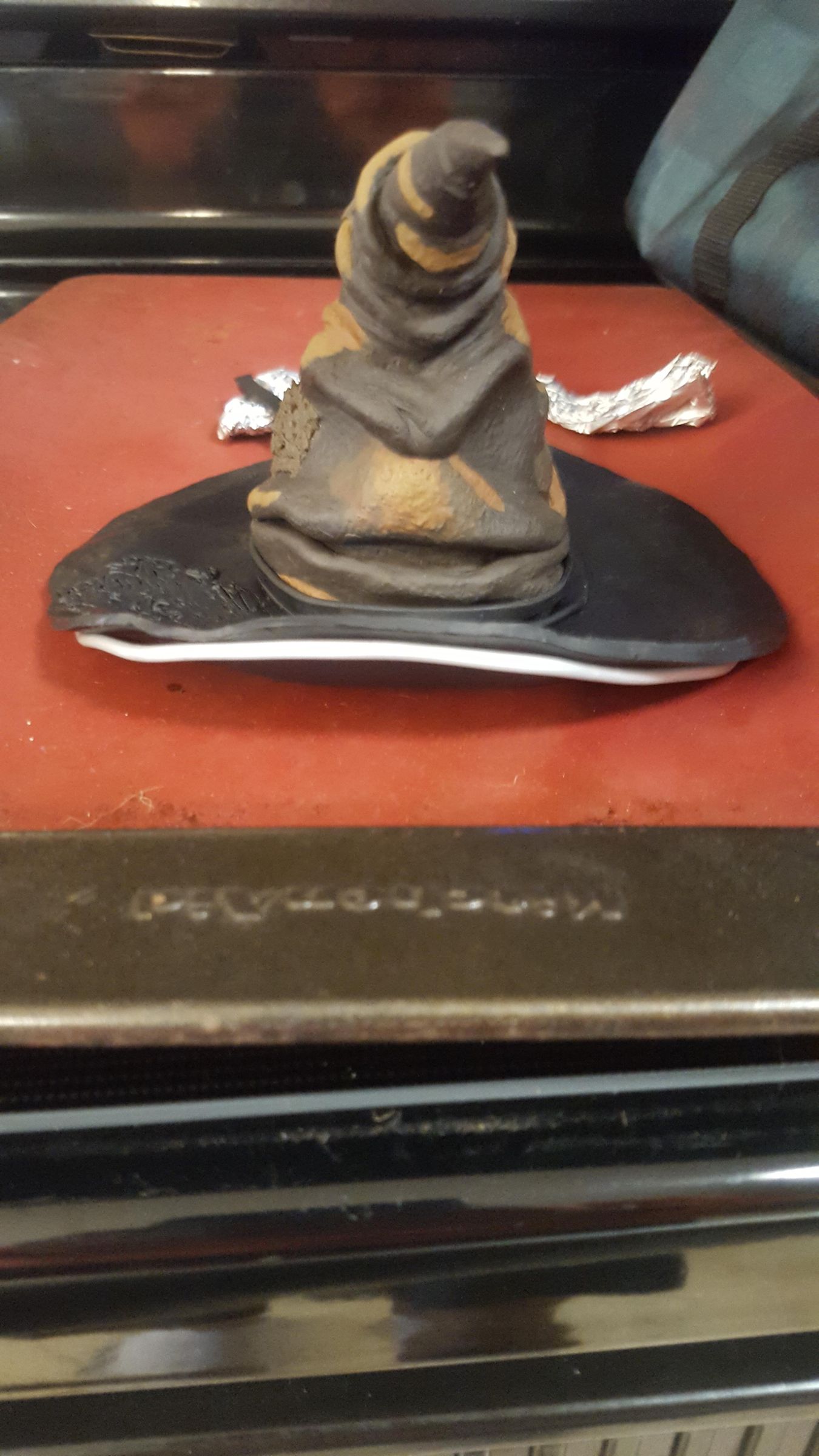 Clay Sorting Hat Pencil Holder on Stool (Harry Potter) : 18 Steps (with ...