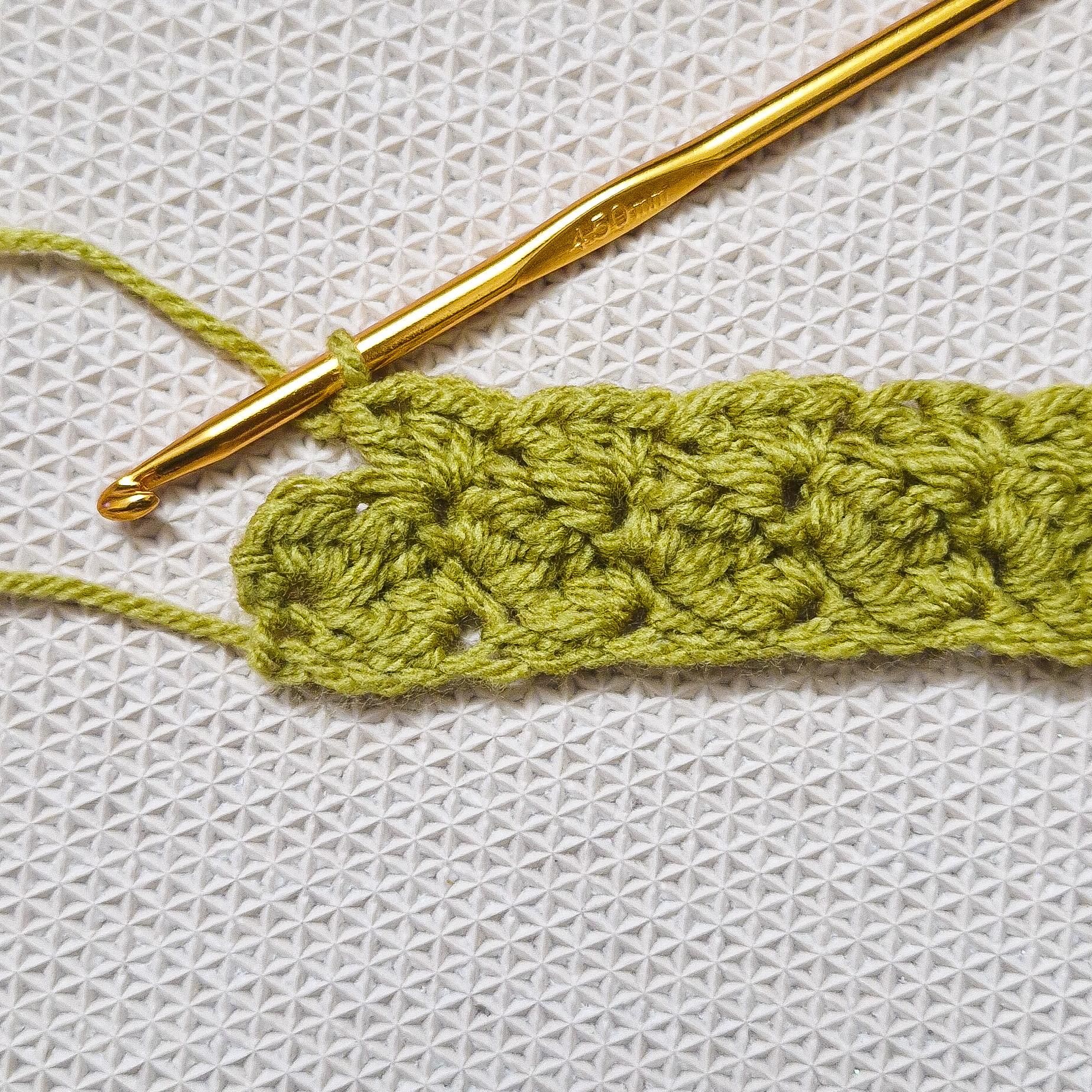 Easy Willow Crochet Fingerless Gloves Set : 6 Steps (with Pictures ...