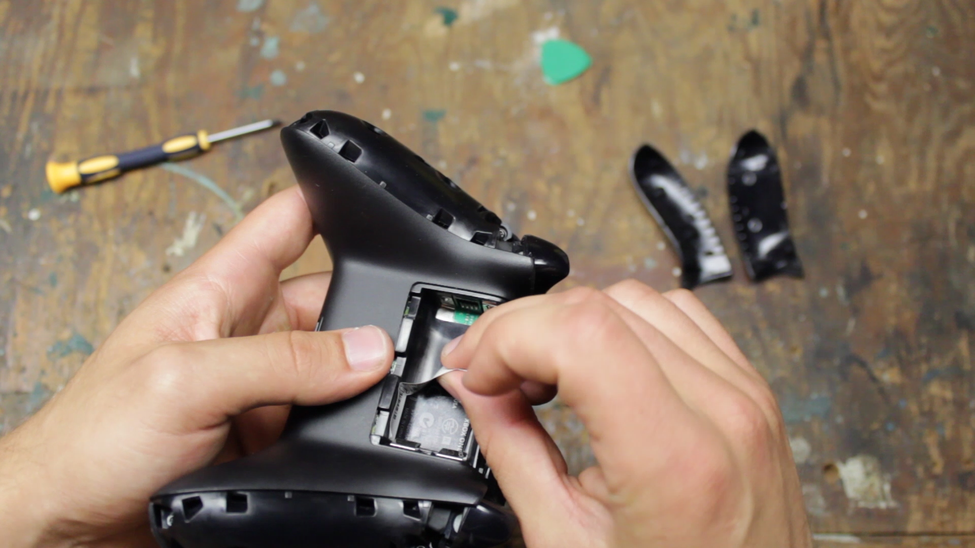 How to Make a Backlit Xbox One Controller Mod : 10 Steps (with Pictures) - Instructables