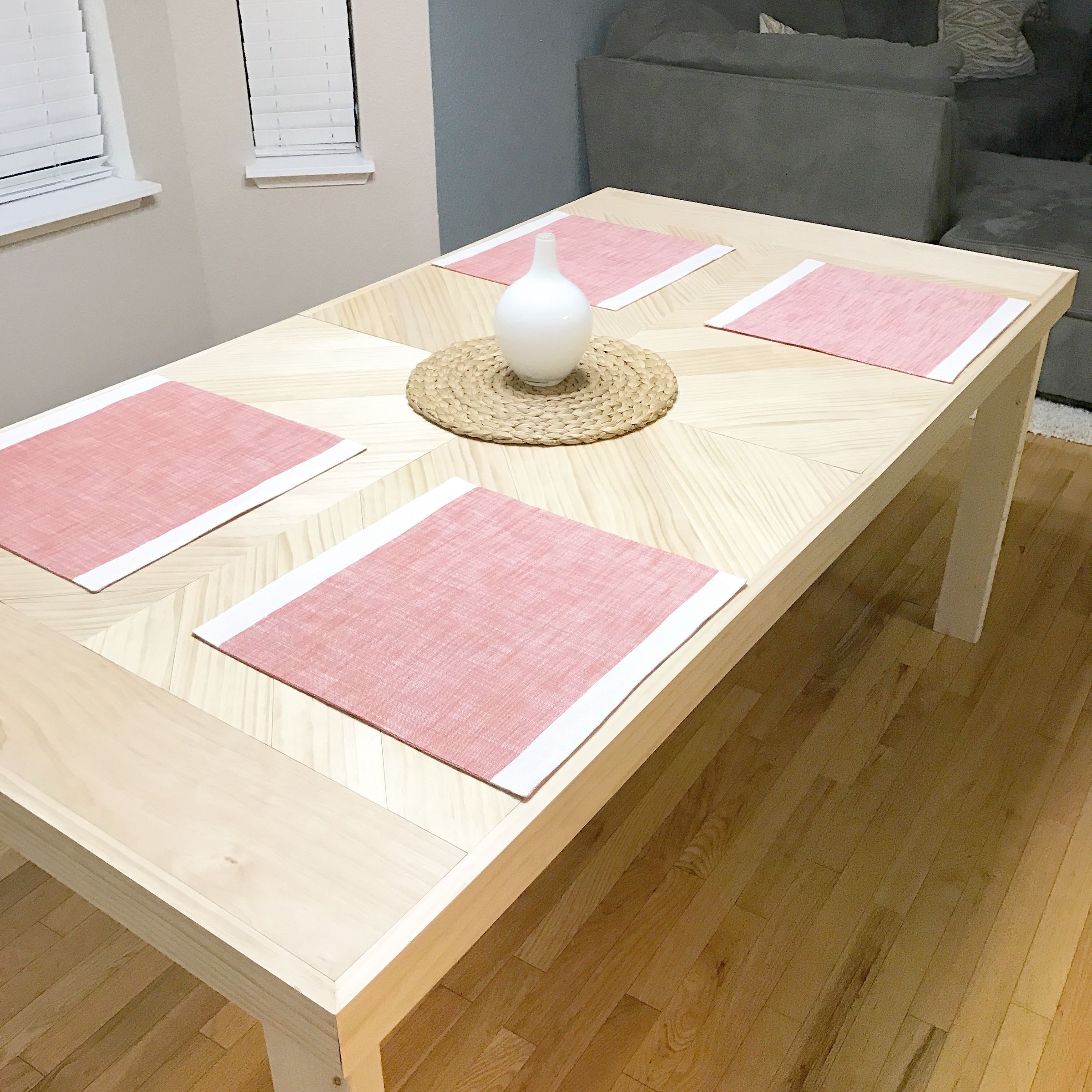 Folding Chevron Farm Table : 8 Steps (with Pictures) - Instructables