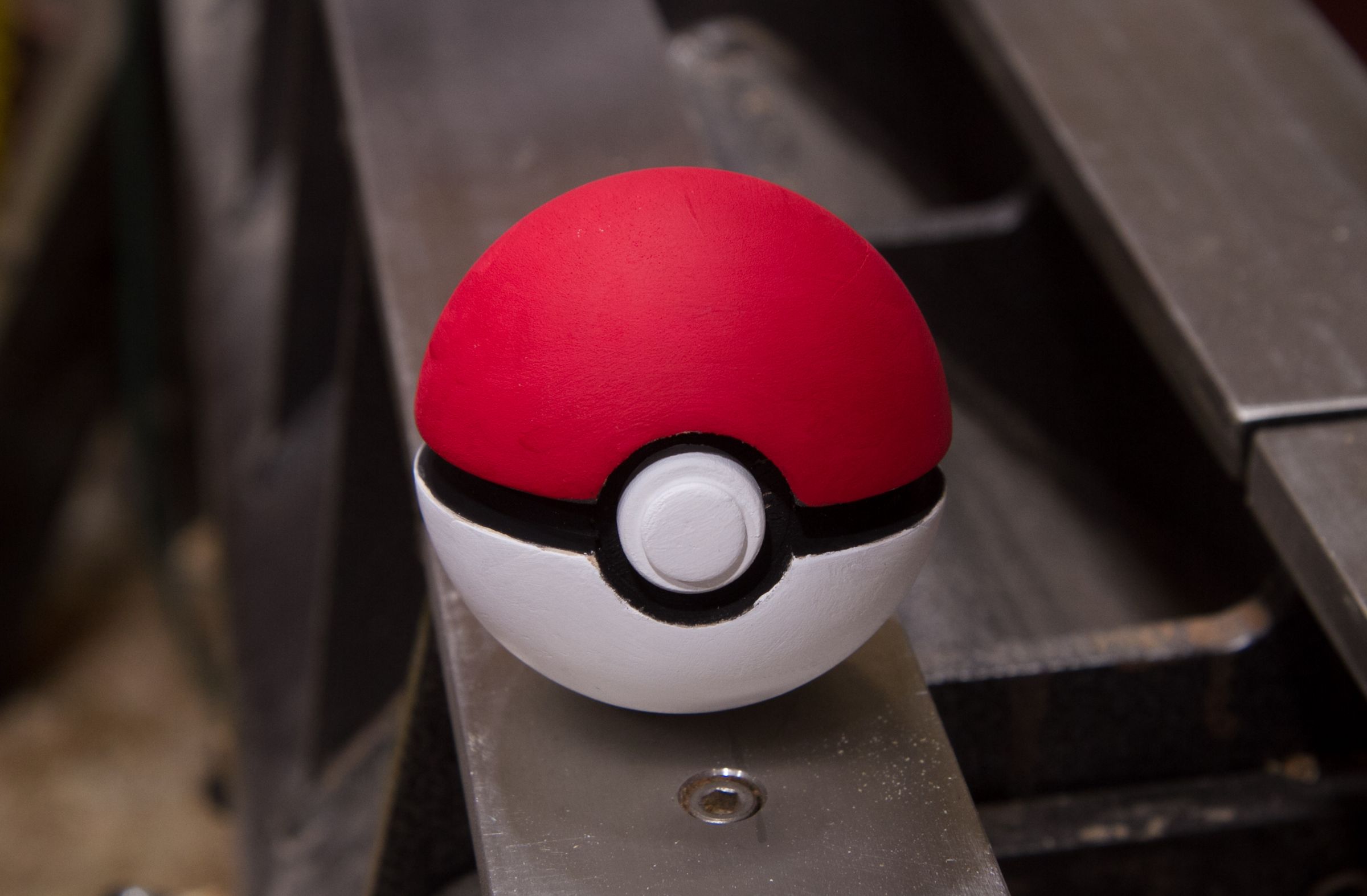 Pokemon PokeBall : 9 Steps (with Pictures) - Instructables