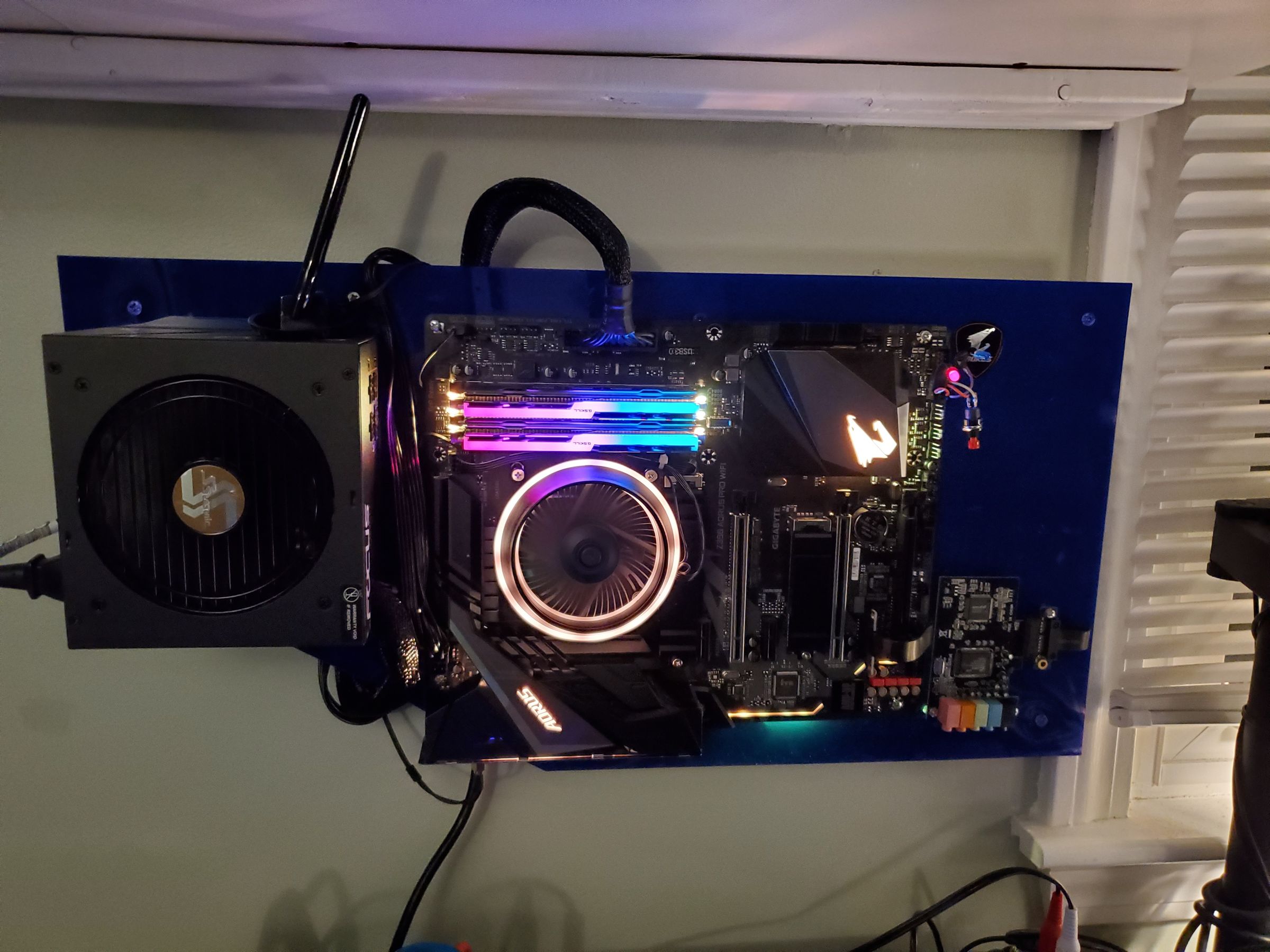 Quick and Easy Wall Mount PCs : 8 Steps - Instructables
