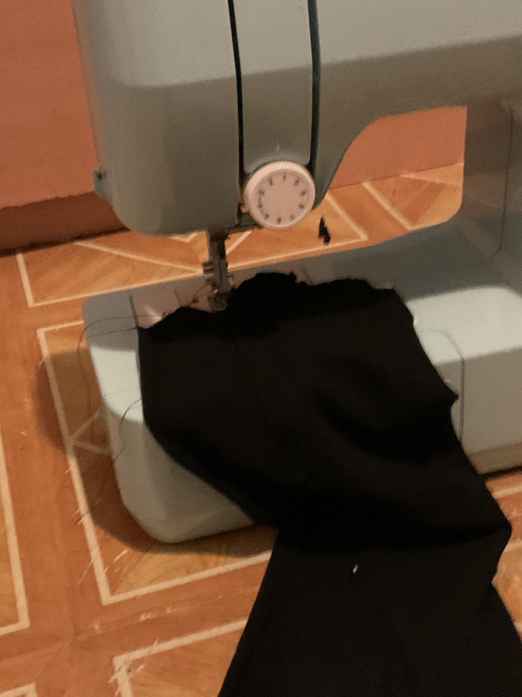 Spider-man Inside Out Suit : 5 Steps - Instructables
