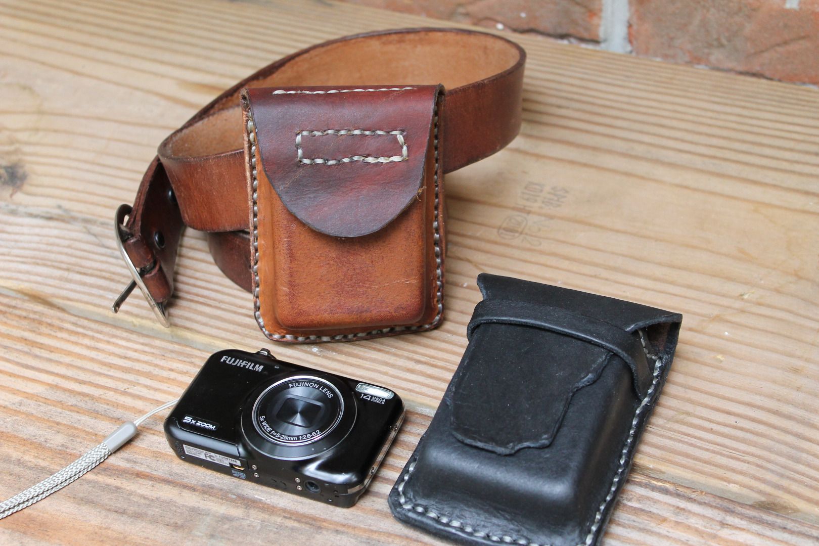 Simple Durable Leather Camera Case : 10 Steps (with Pictures ...
