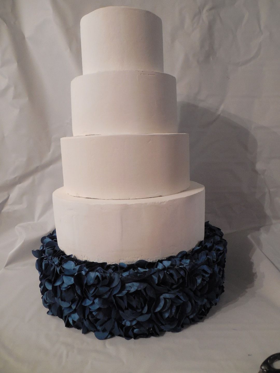 Fake That Wedding Cake! ( at Least Part of It ) : 8 Steps (with ...